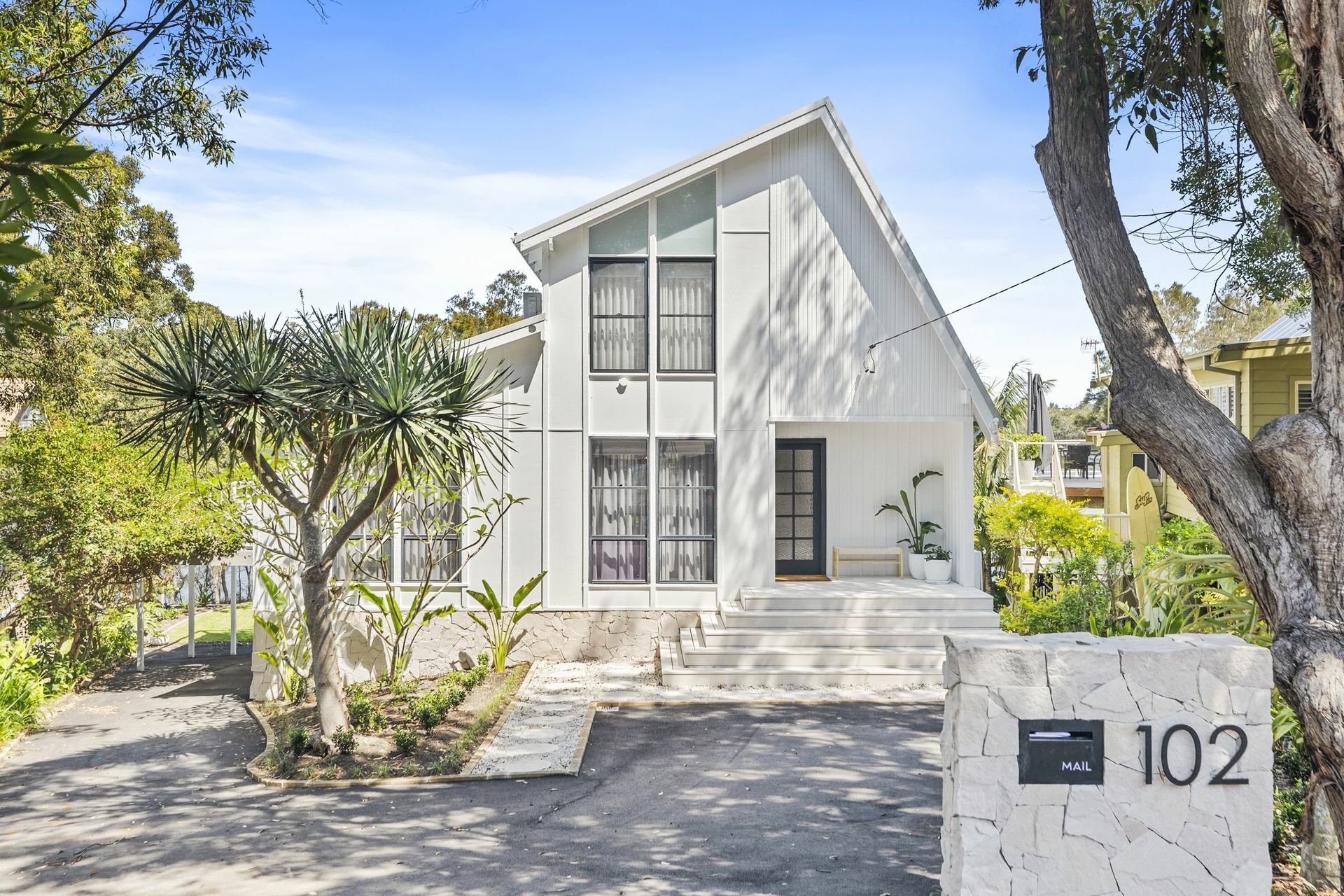 102 Blue Bell Drive Wamberal NSW - Property Details - LJ Hooker