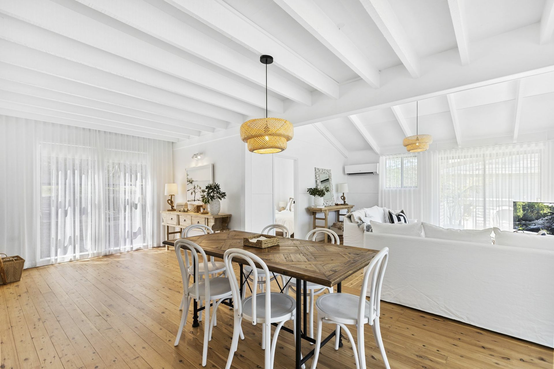 102 Blue Bell Drive Wamberal NSW - Property Details - LJ Hooker