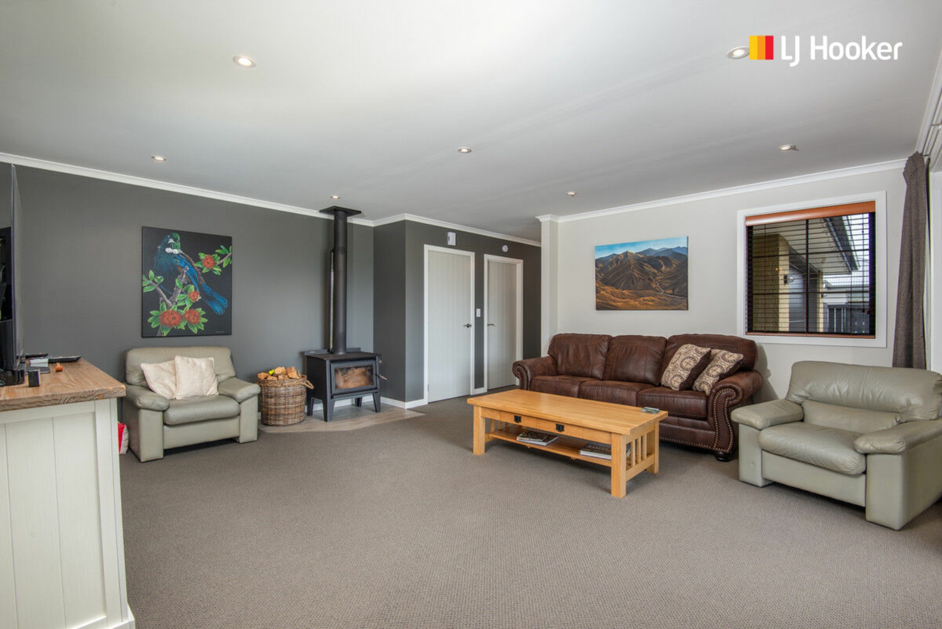 8 Carrick Place Mosgiel Otago - Property Details - LJ Hooker