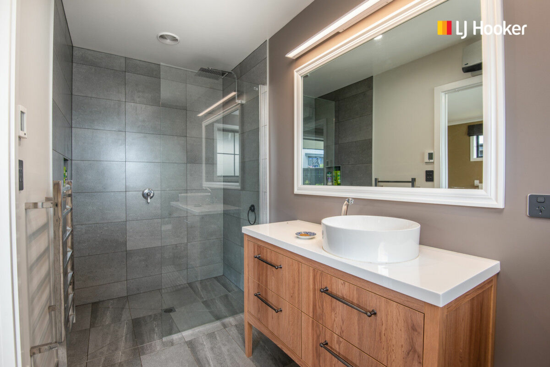 8 Carrick Place Mosgiel Otago - Property Details - LJ Hooker