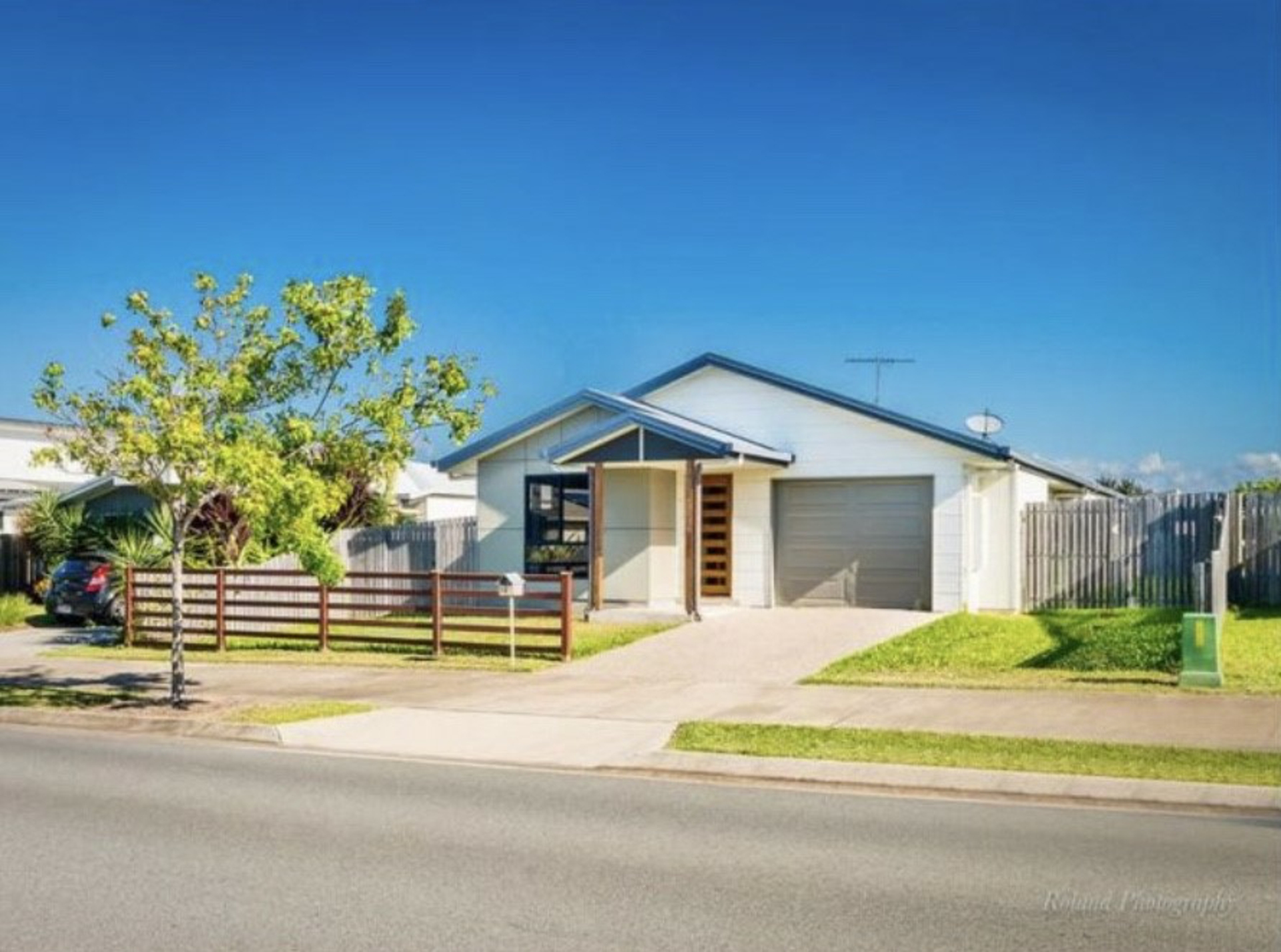 8 Montgomery Street Rural View QLD - Property Details - LJ Hooker