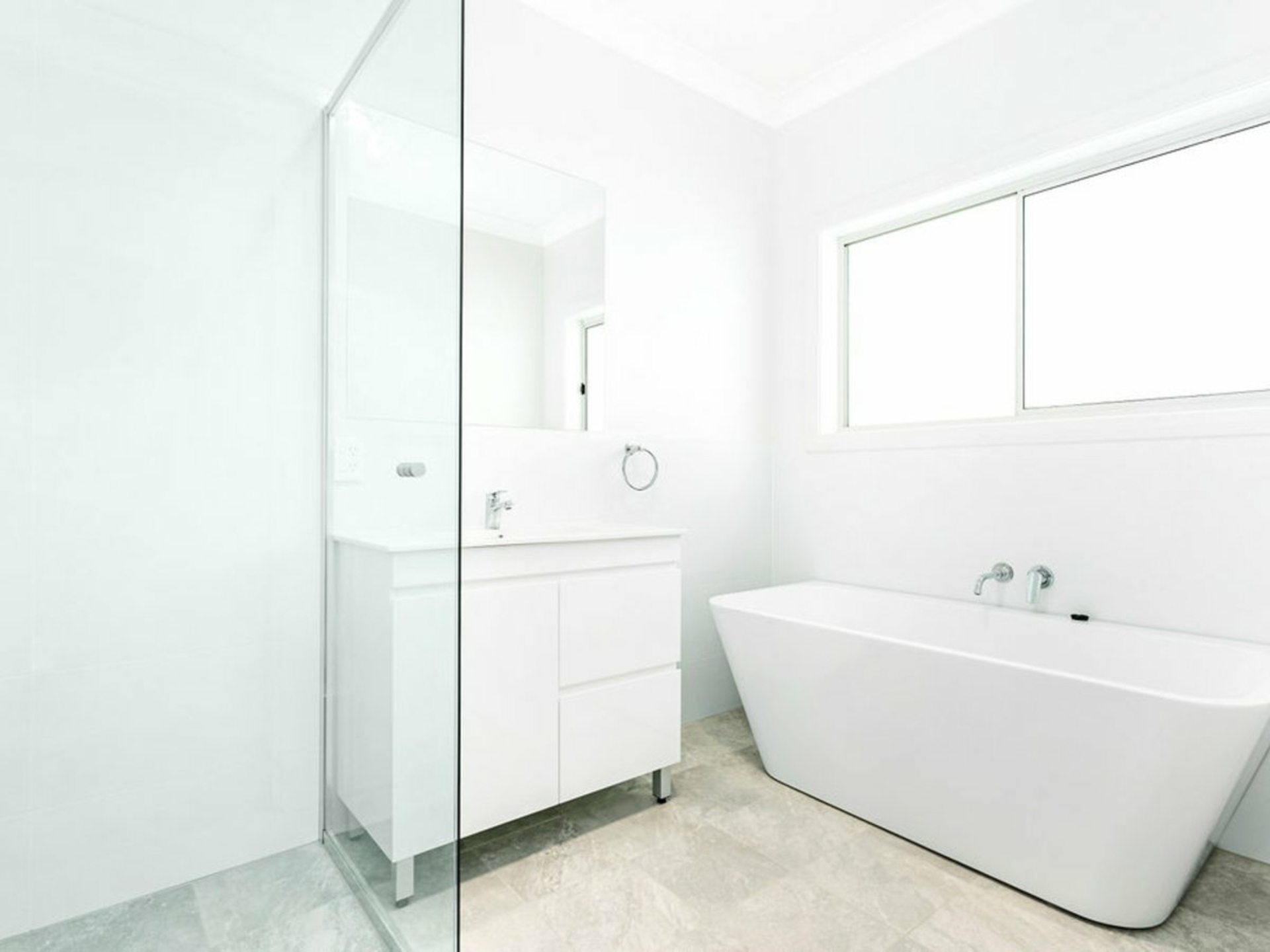 34 Flagstone Way North Rothbury NSW - House for Rent - LJ Hooker