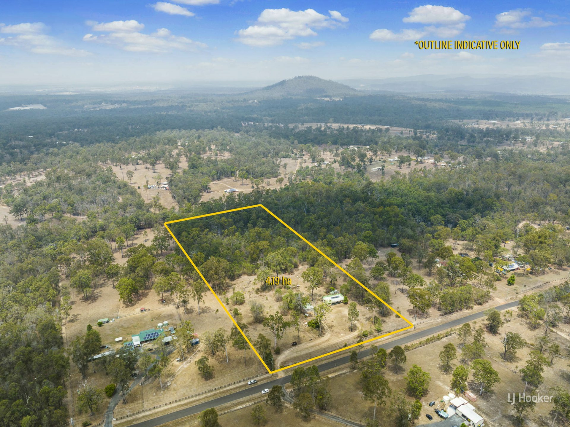 31 Cambridge Drive Mount Hallen QLD - Property Details - LJ Hooker