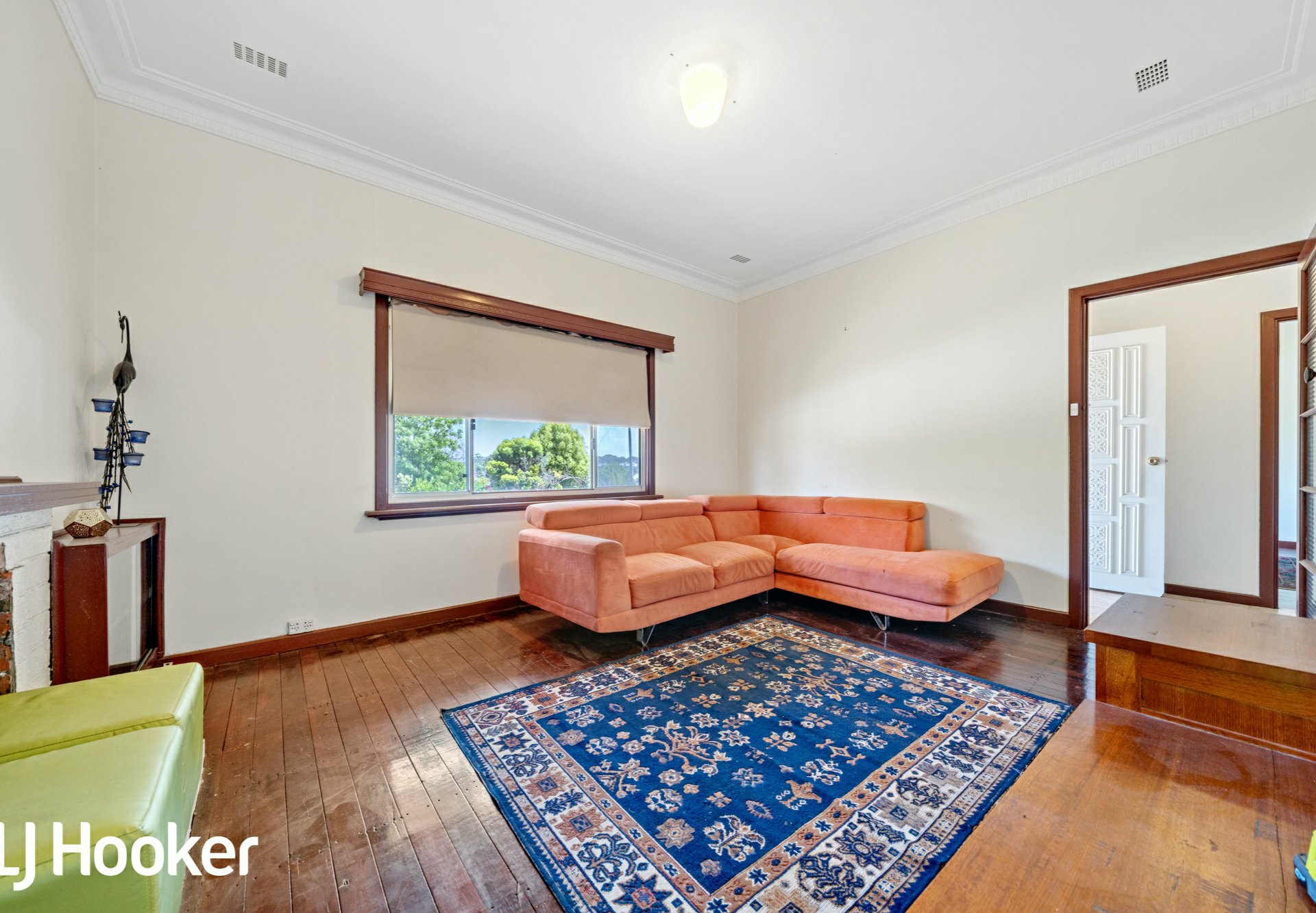 8 Plummer Street East Victoria Park WA - House for Rent - LJ Hooker