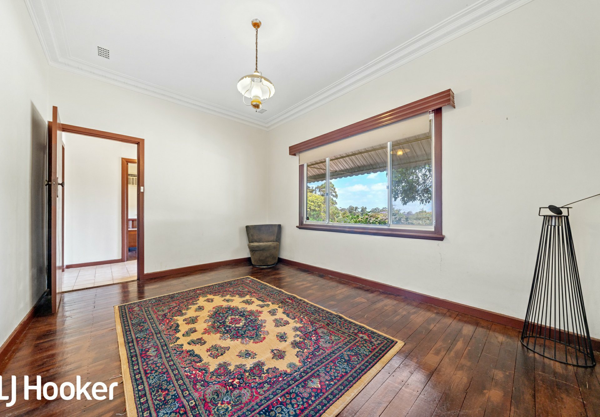 8 Plummer Street East Victoria Park WA - House for Rent - LJ Hooker
