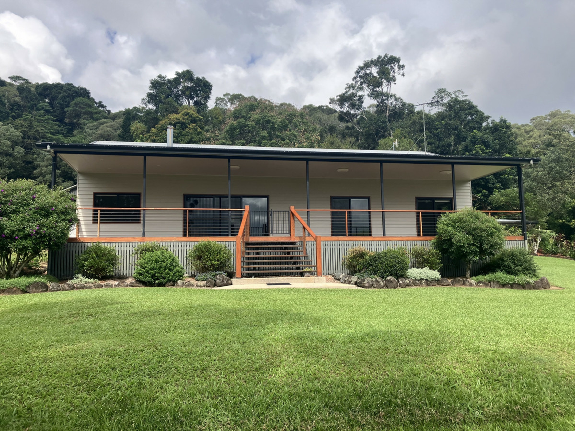 82 McKenzie Road Peeramon QLD - Property Details - LJ Hooker