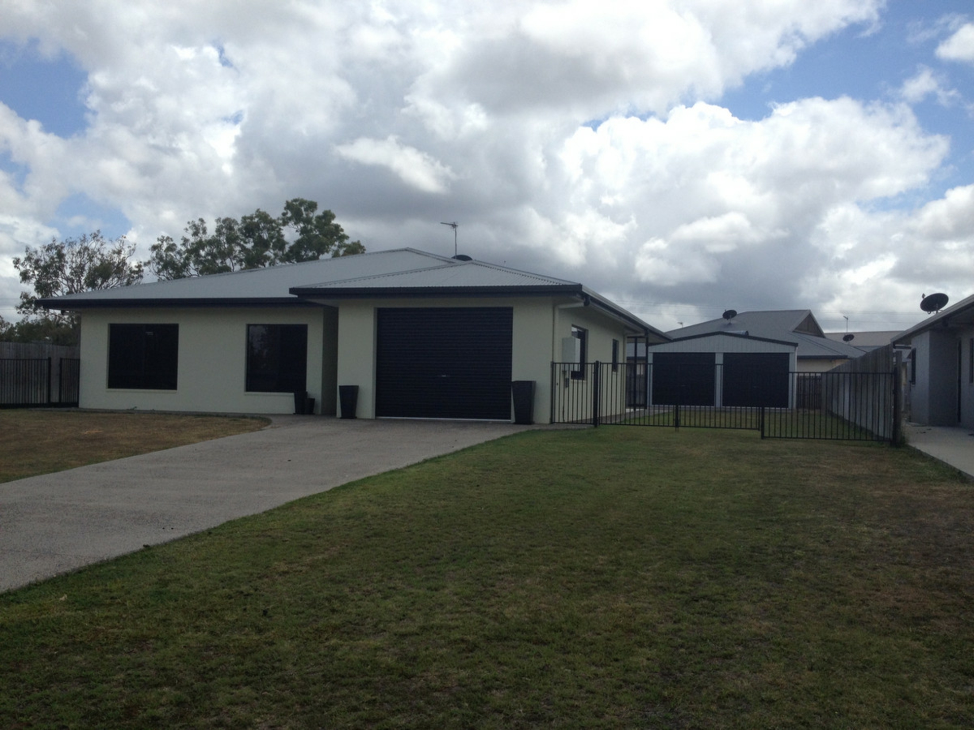 10 Maria Close Mareeba QLD - Property Details - LJ Hooker