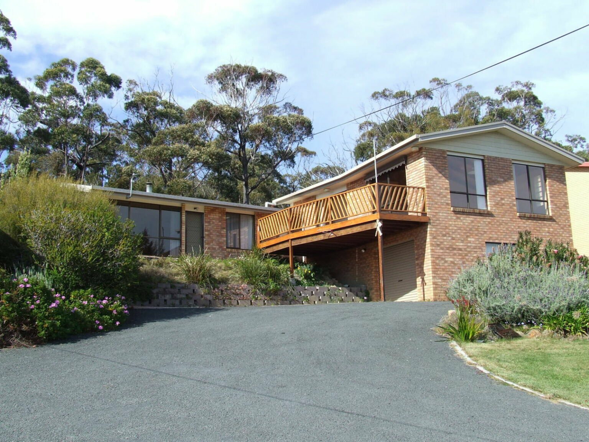 186 Main Road Binalong Bay TAS - House for Rent - LJ Hooker