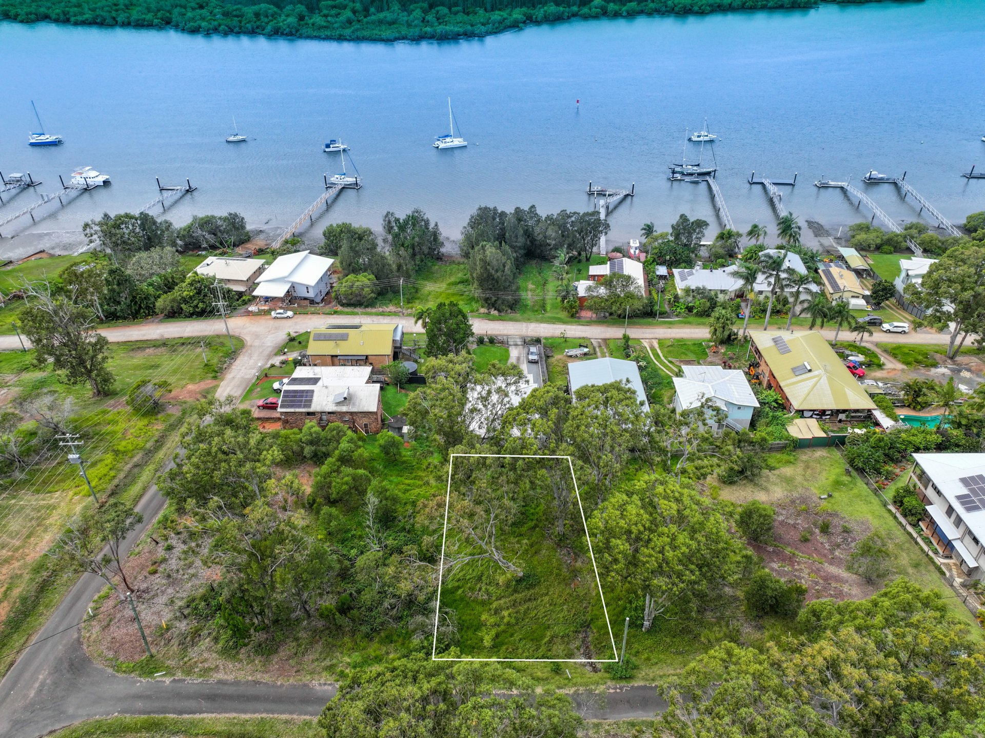 3 Island View Road Russell Island QLD - Residential for Sale - LJ Hooker