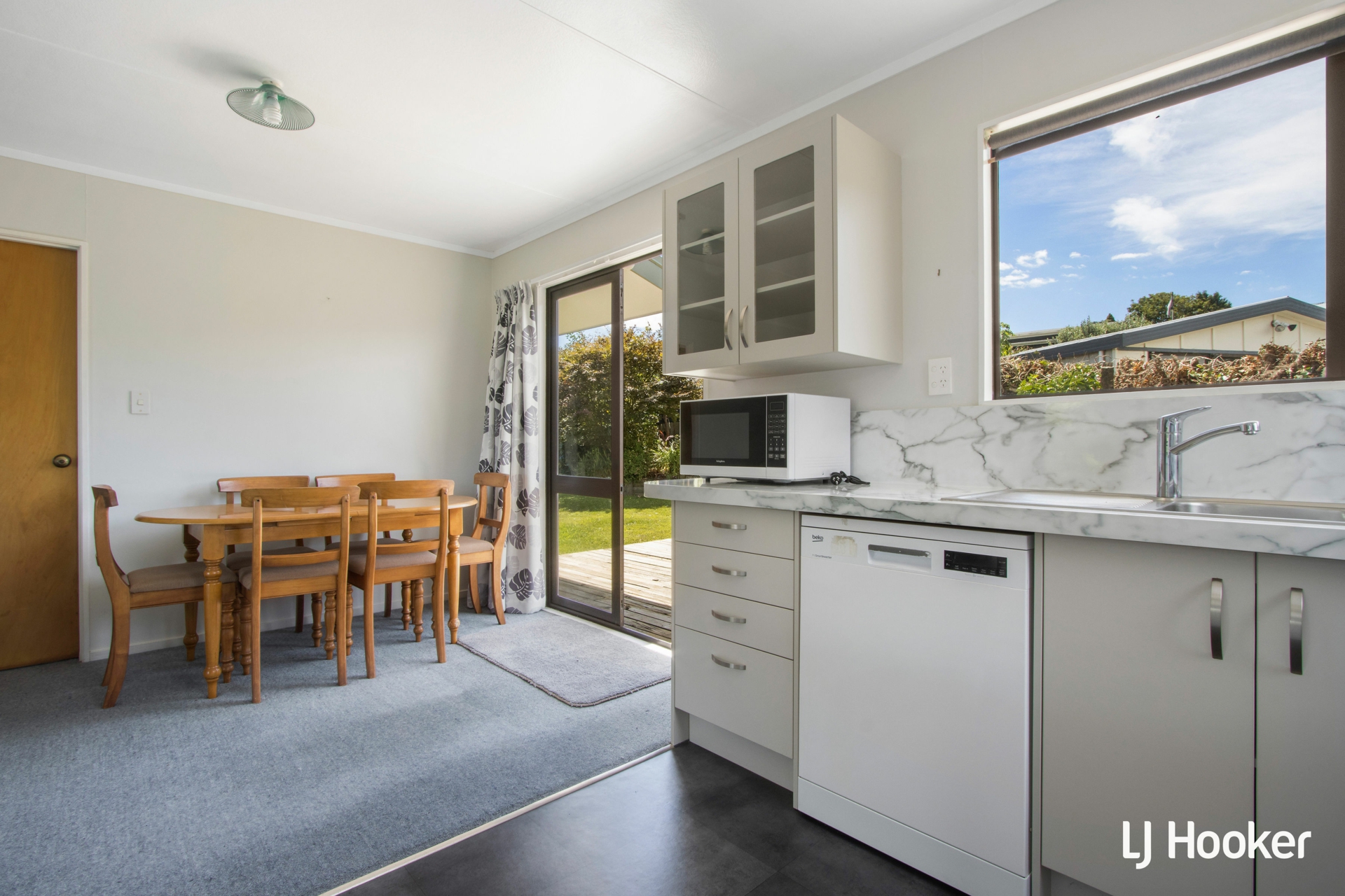 136 Athenree Road Athenree - Property Details - LJ Hooker