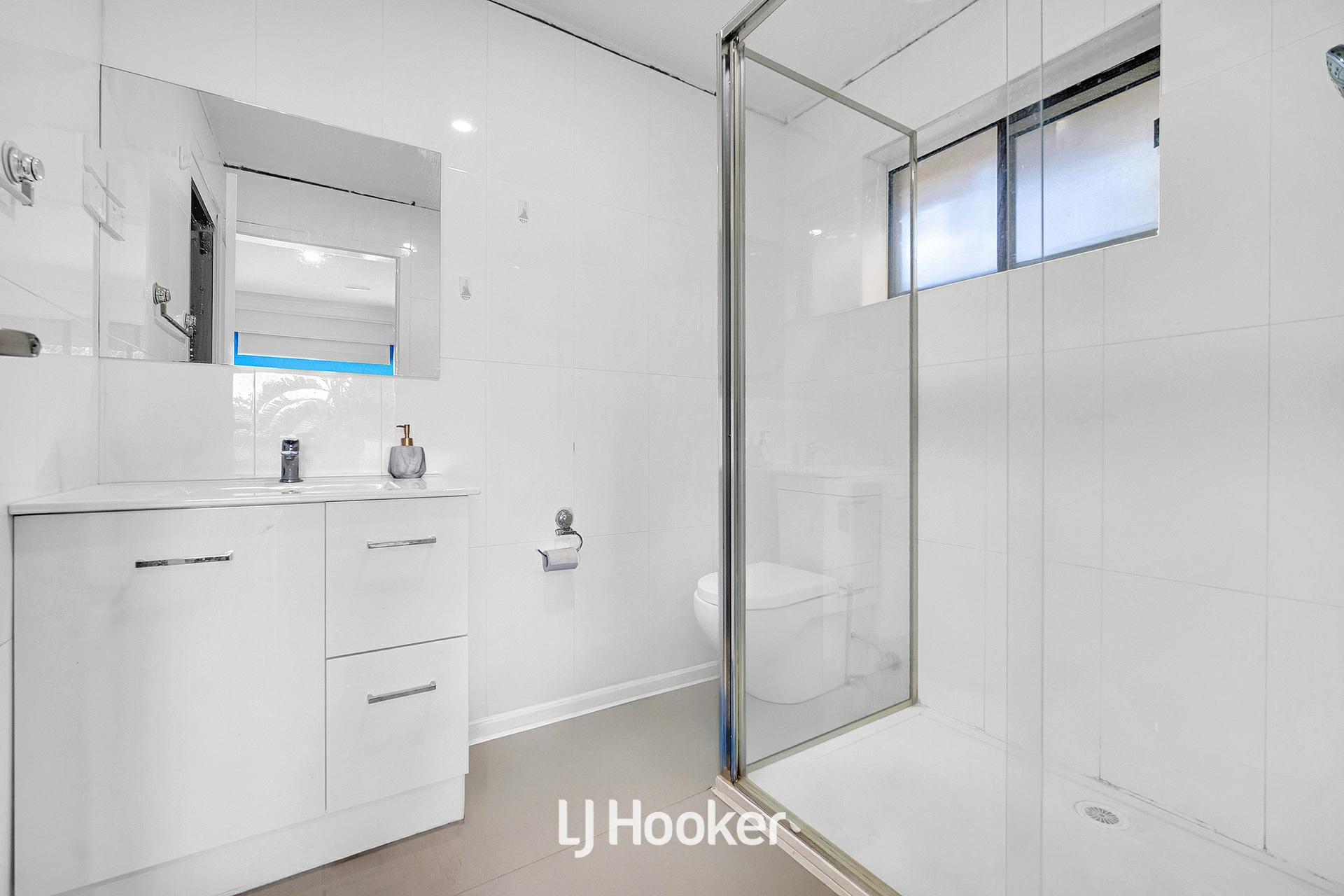 1 Edis Court Endeavour Hills VIC - House for Sale - LJ Hooker