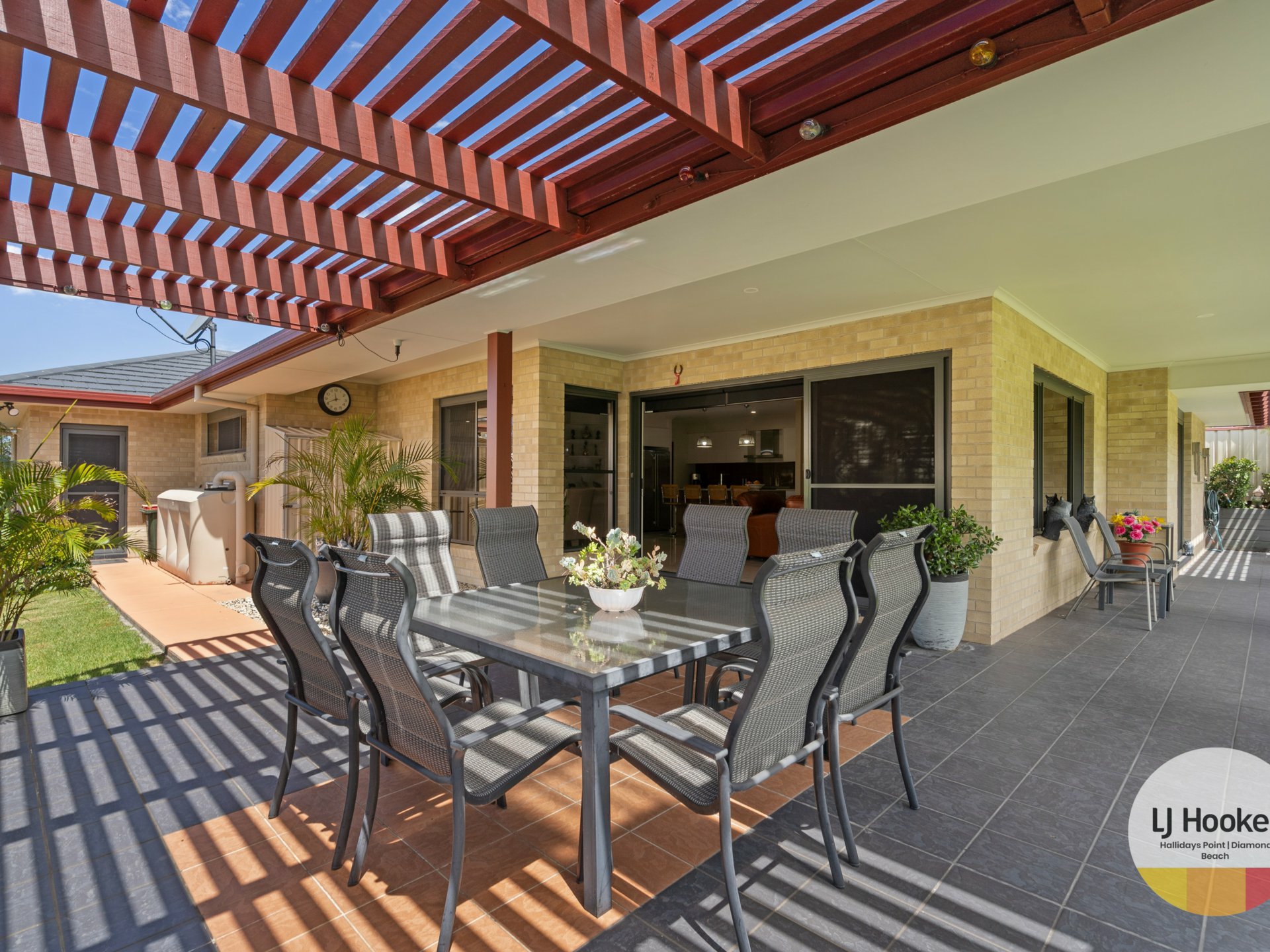 14 Glen Court Hallidays Point NSW - House for Sale - LJ Hooker