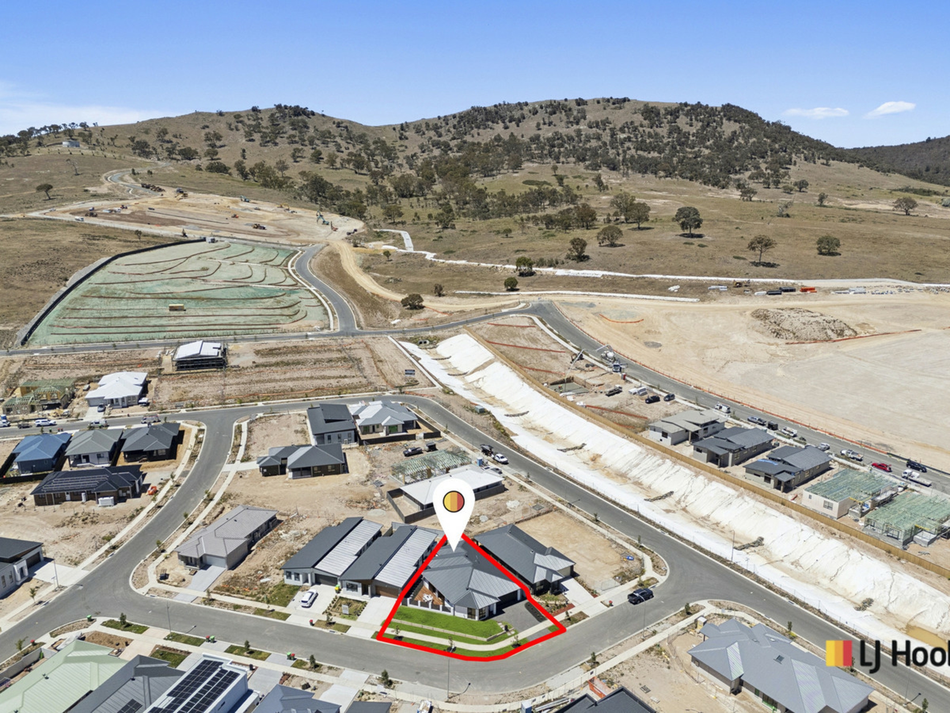 9 Photinia Street Tralee NSW - House for Sale - LJ Hooker