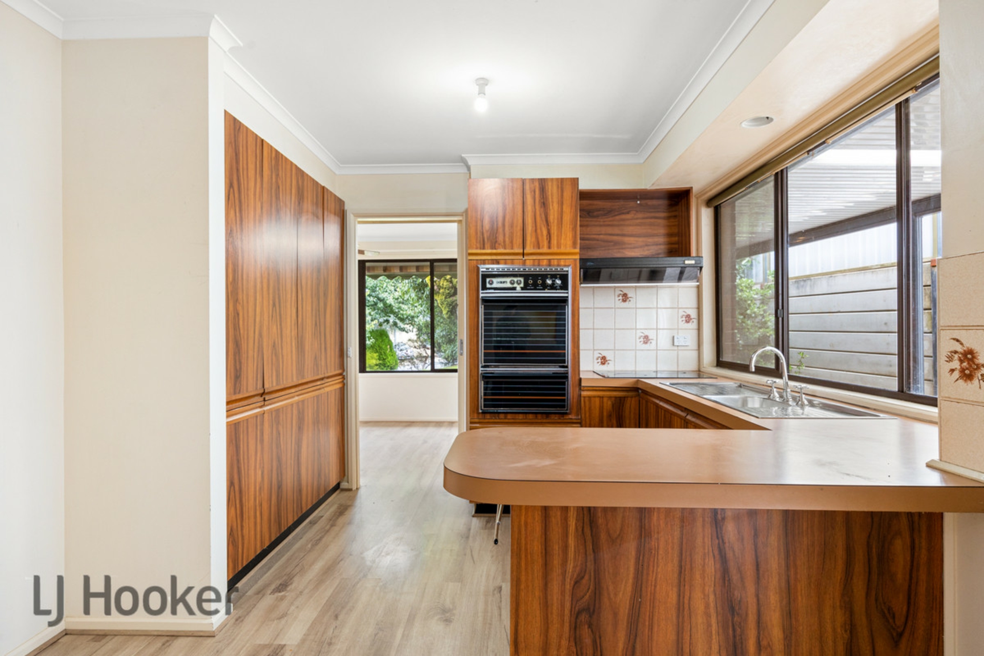 114 Adams Road Trott Park SA - Property Details - LJ Hooker