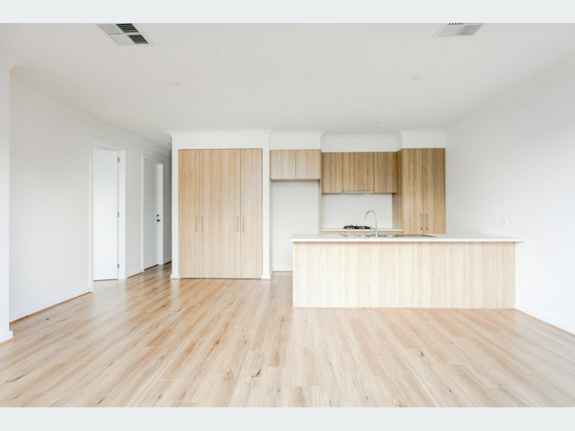 14 Hyacinth Crescent Christie Downs SA - House for Rent - LJ Hooker