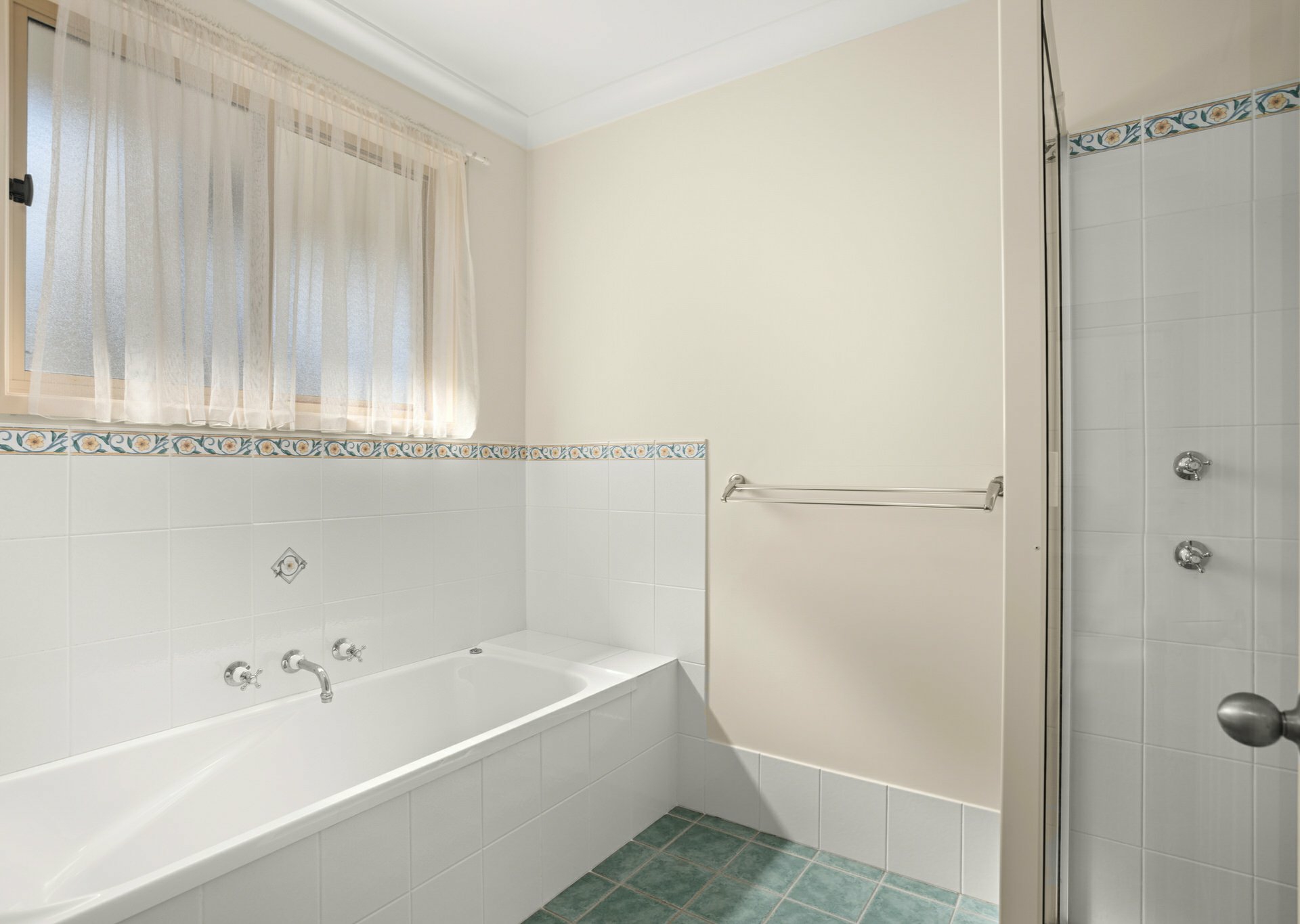 6 Gregory Close Taree NSW - House for Sale - LJ Hooker