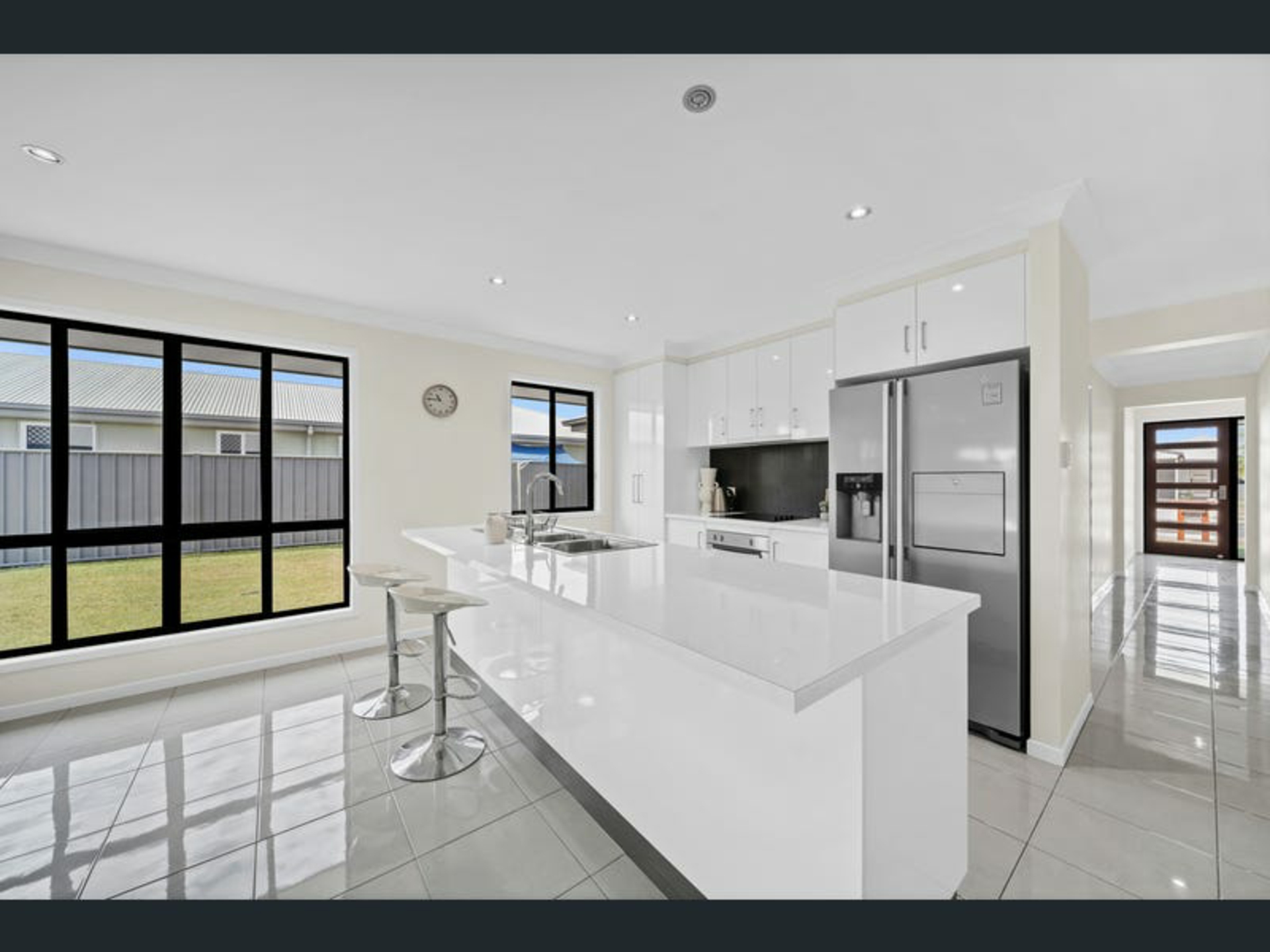 1 Whitney Street Emerald QLD - House for Rent - LJ Hooker