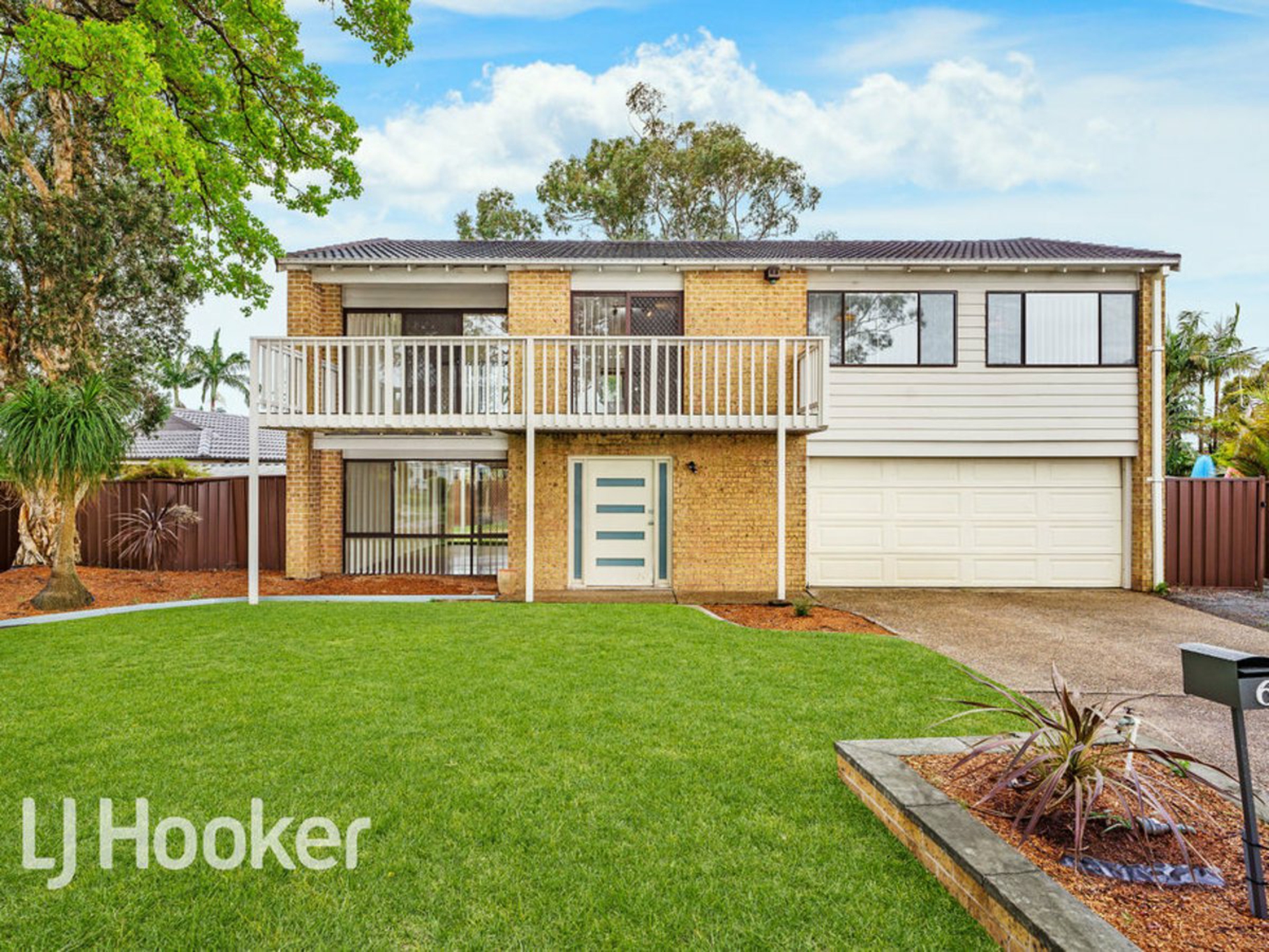 6 Roebuck Place Illawong NSW - Property Details - LJ Hooker