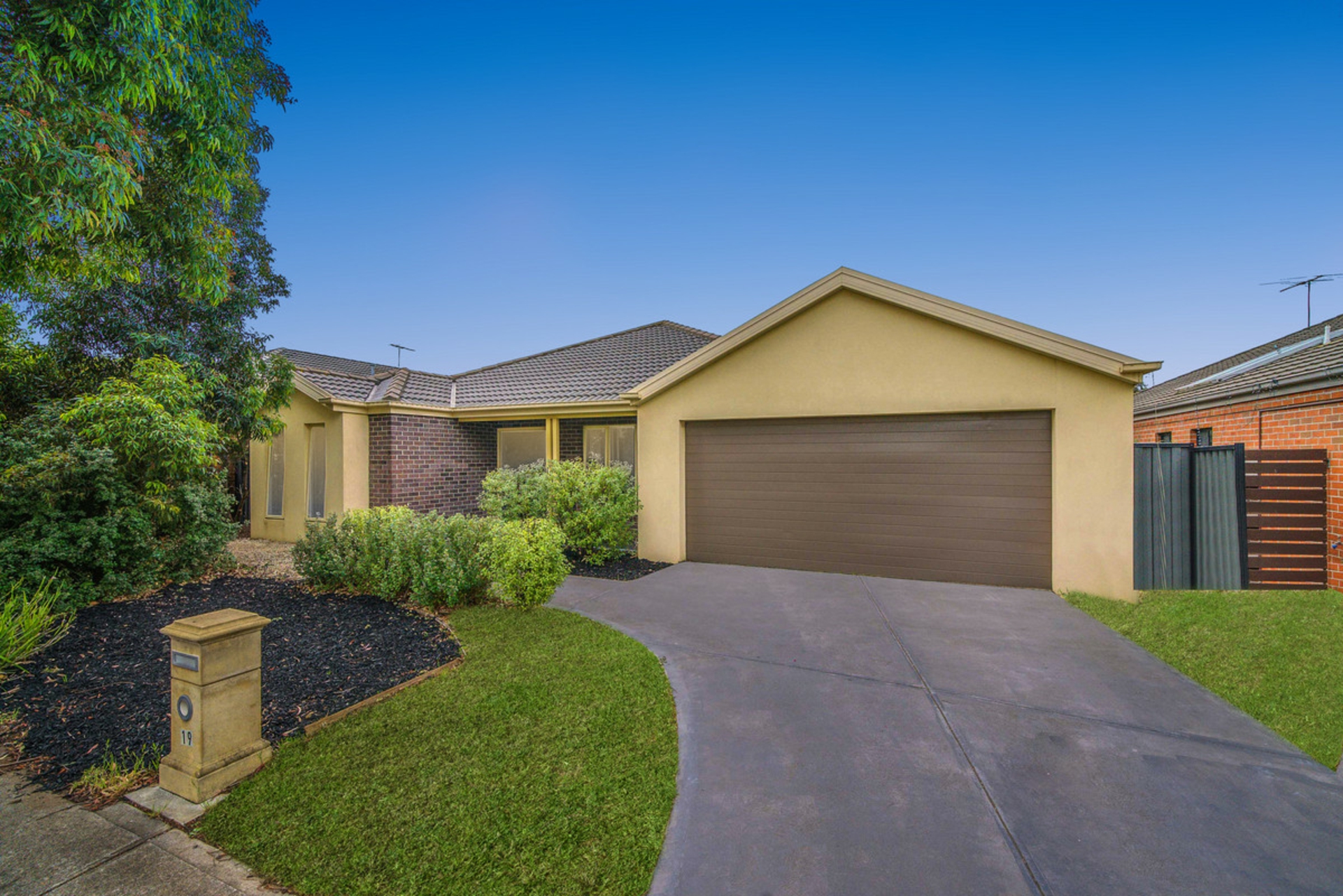 19 Juniper Avenue Point Cook VIC - Property Details - LJ Hooker