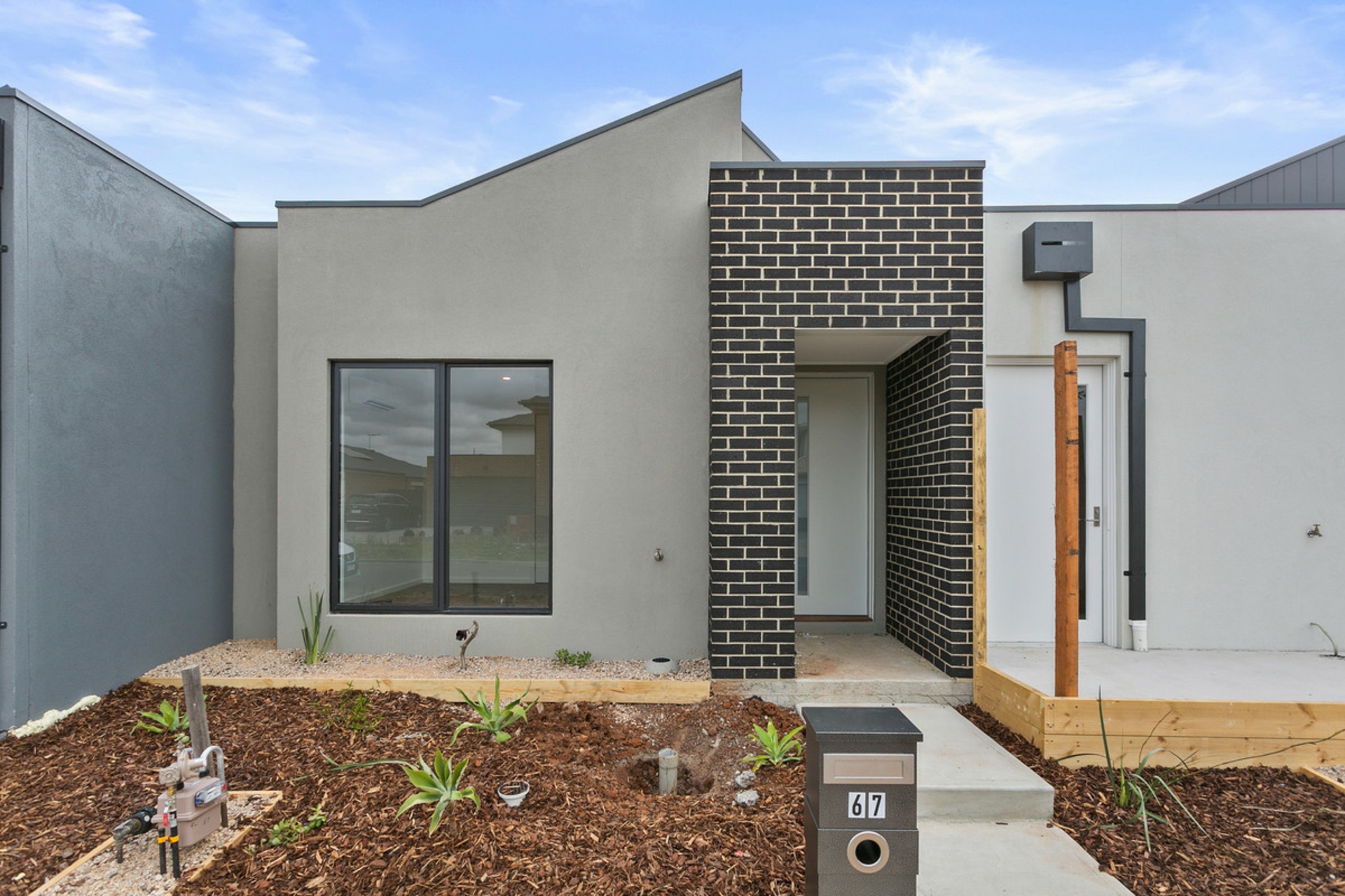 67 Waterbird Circuit Weir Views VIC - Property Details - LJ Hooker