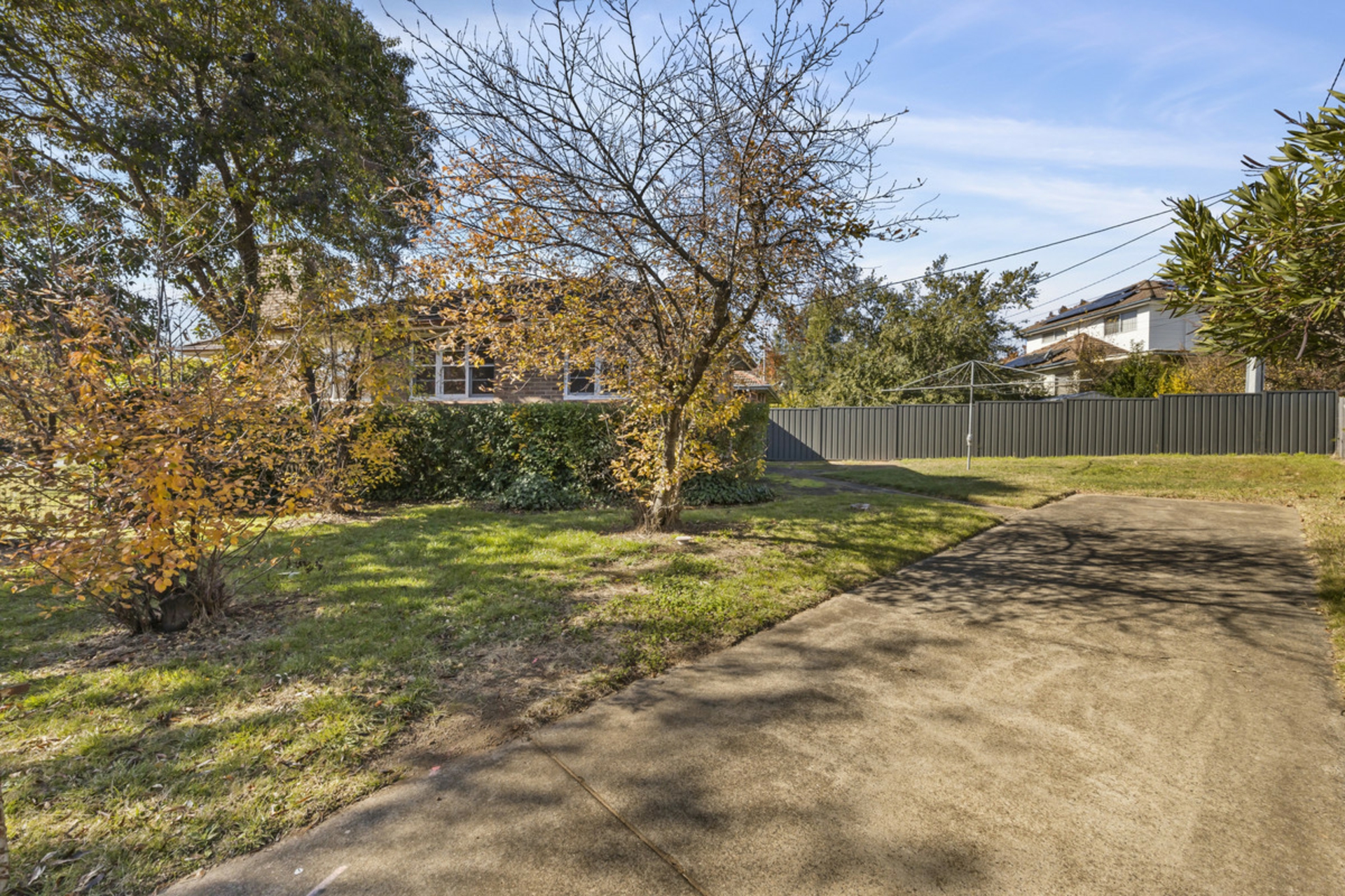 1 Gormanston Crescent Deakin ACT - Property Details - LJ Hooker