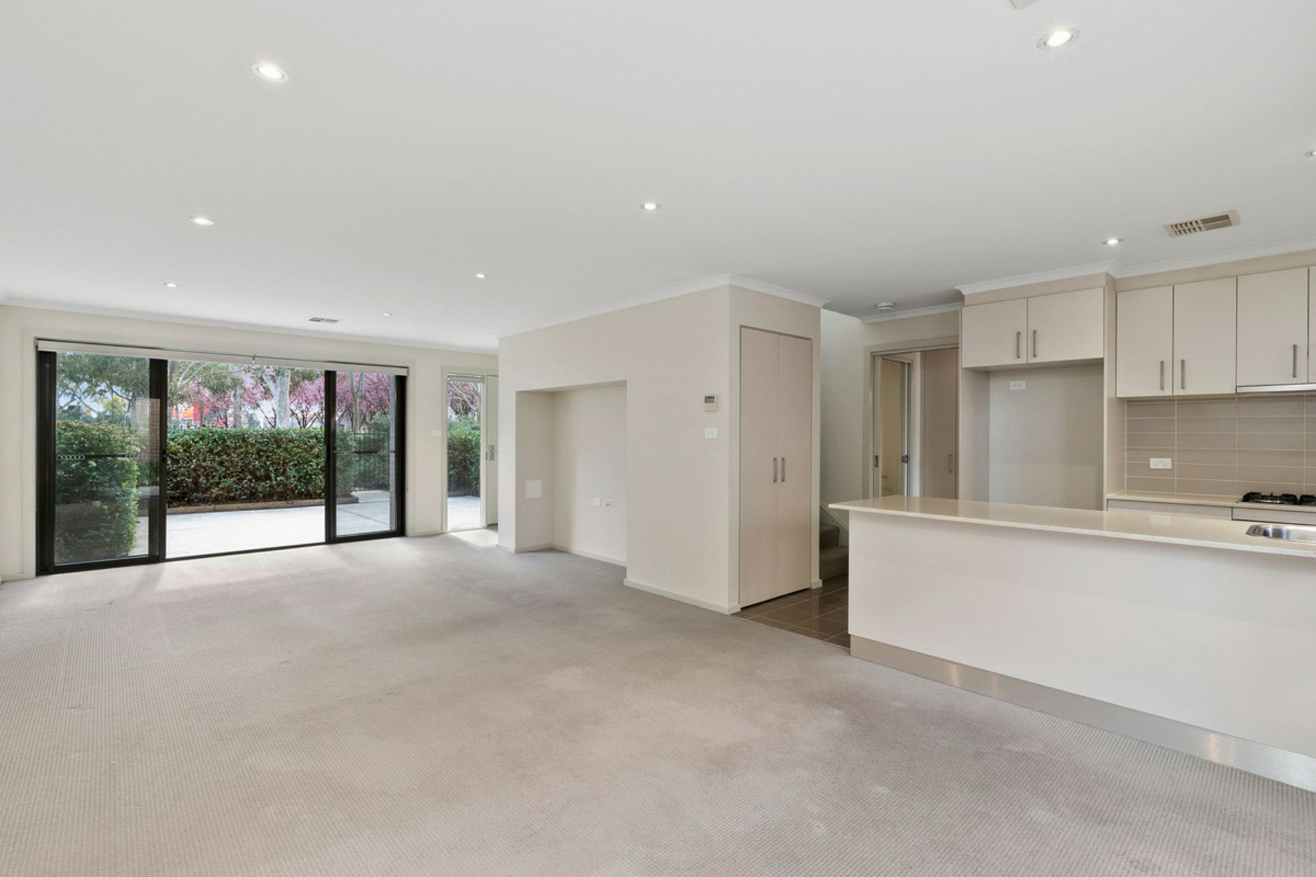 1/9 Combo Court Harrison ACT - Property Details - LJ Hooker