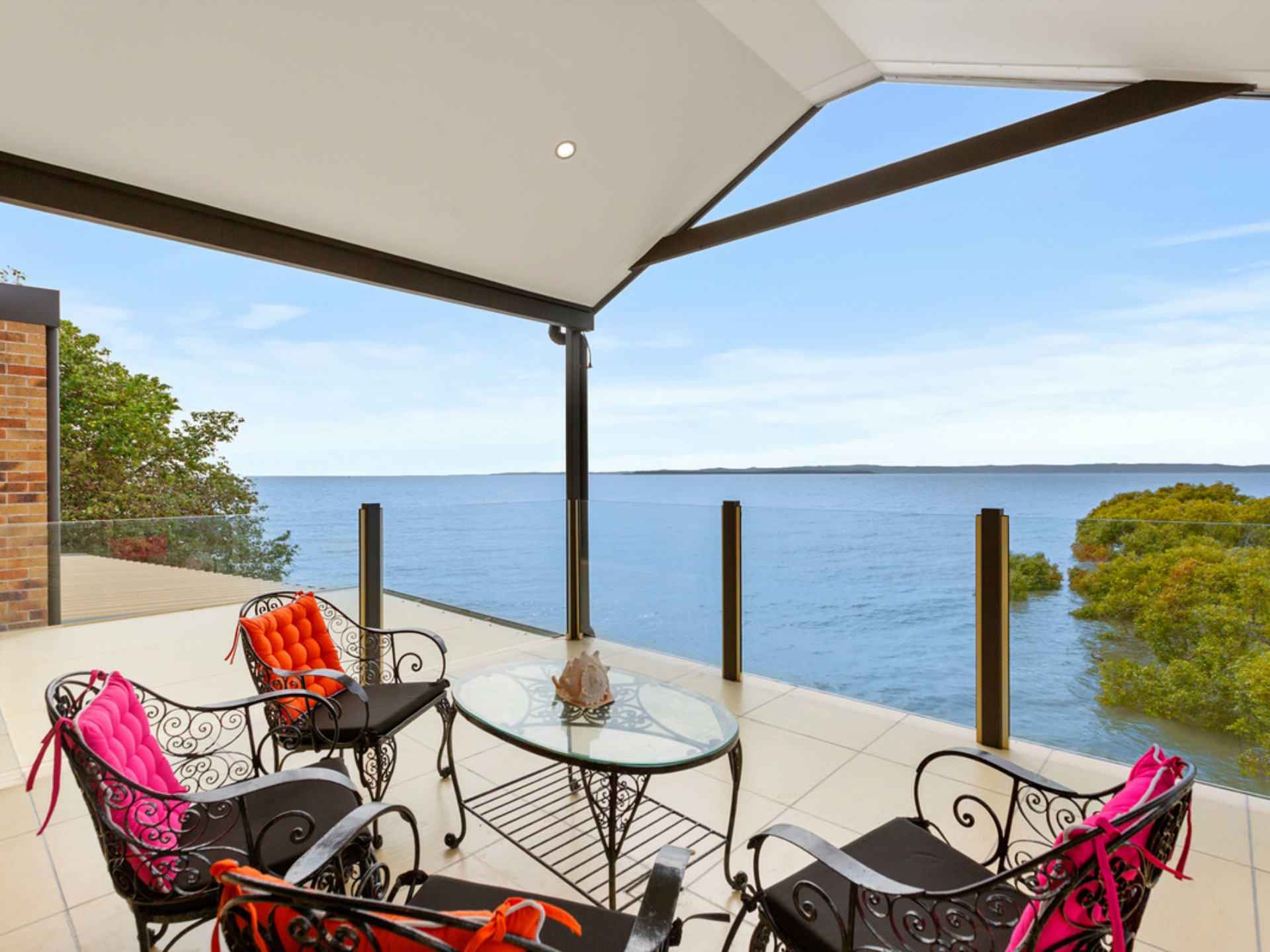 9/2 Paxton Street Cleveland QLD - Property Details - LJ Hooker