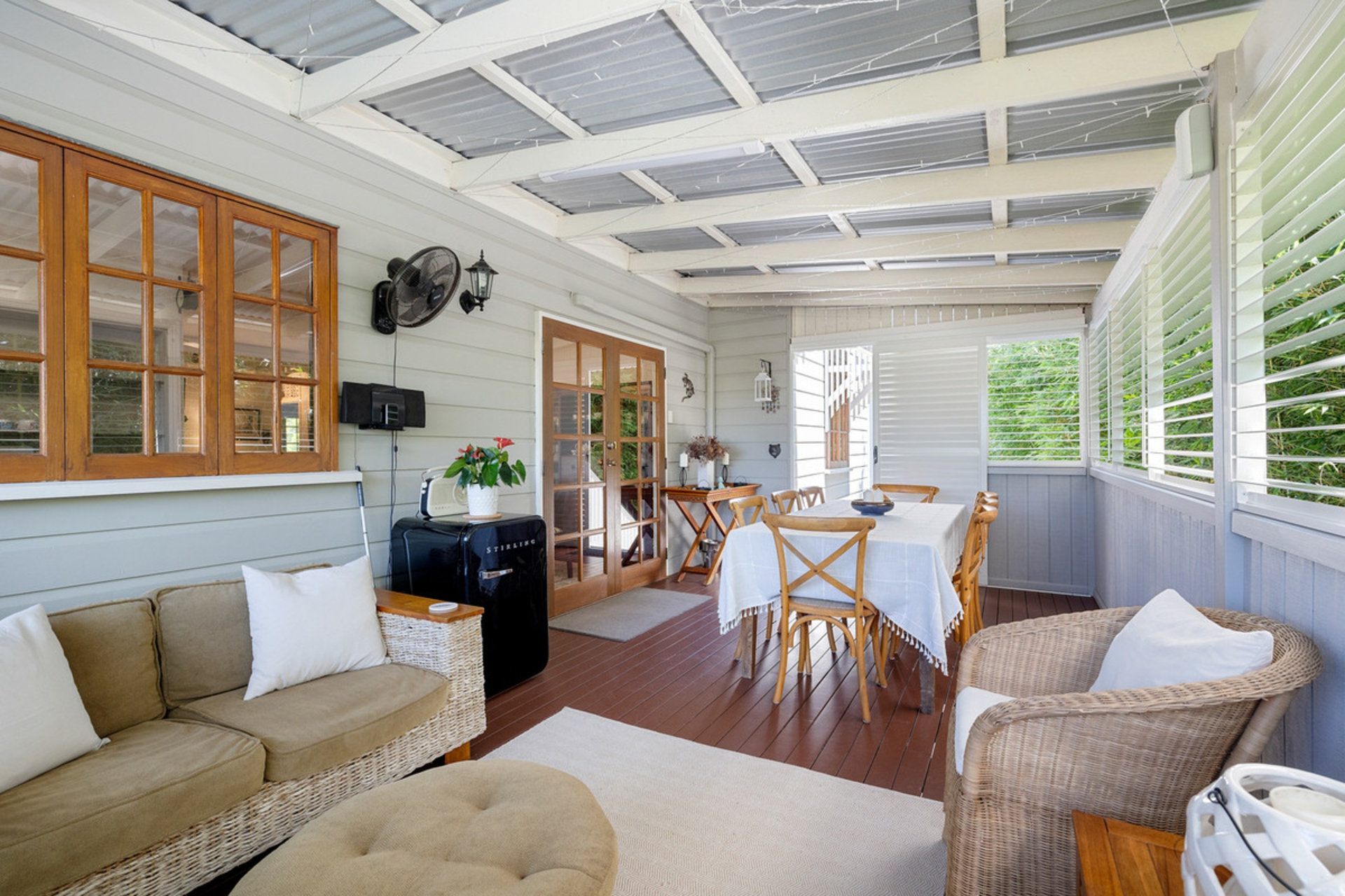 21 Ian Street Thorneside QLD - Property Details - LJ Hooker