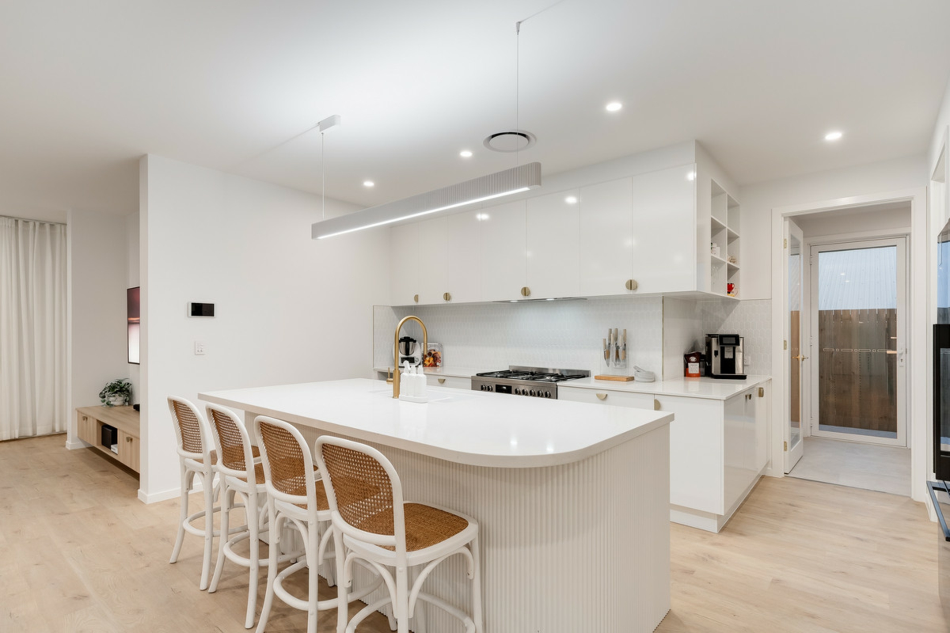 7 Whitewood Avenue Bahrs Scrub QLD - Property Details - LJ Hooker