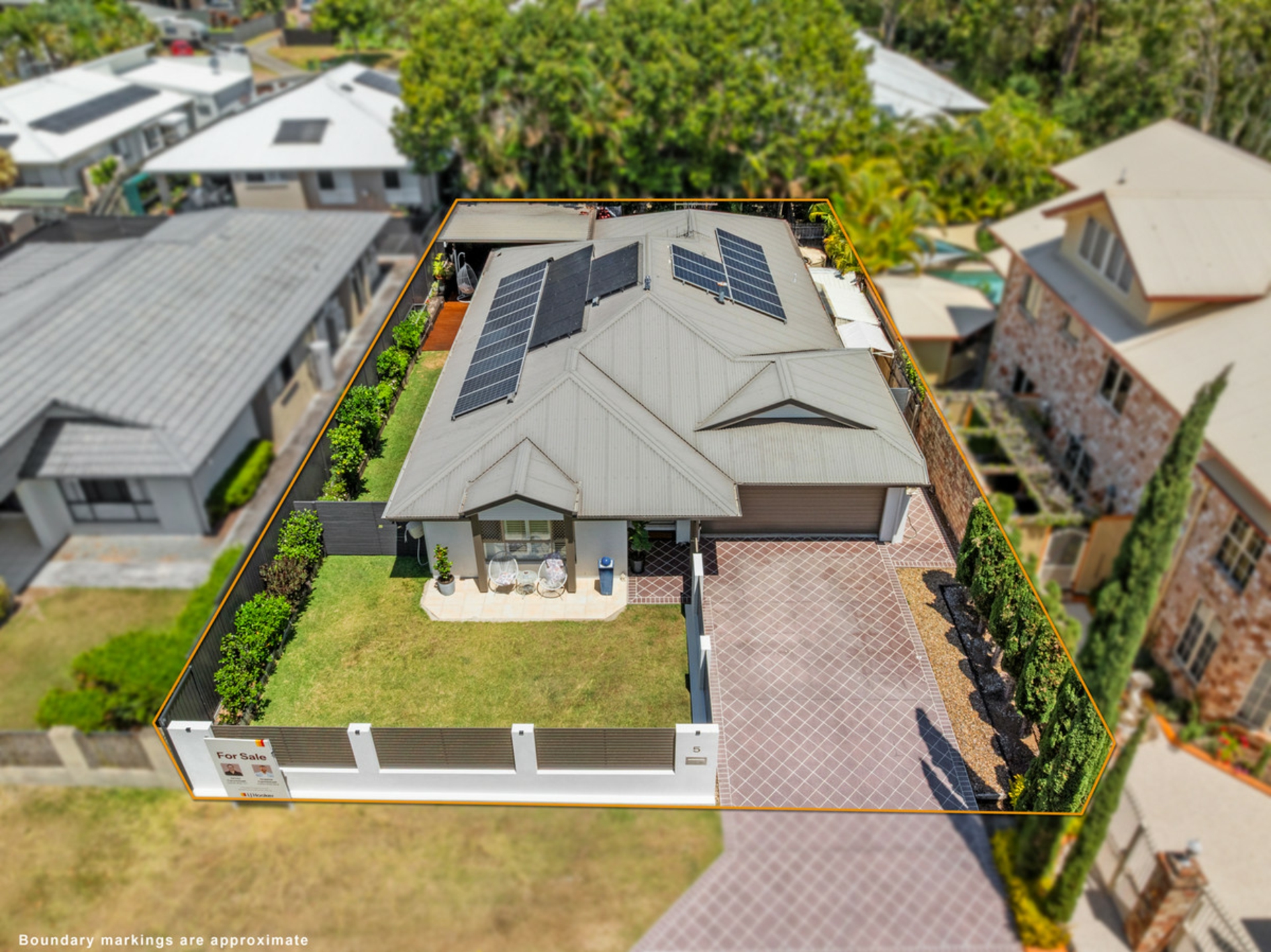 5 Casey Close Ormiston QLD - Property Details - LJ Hooker