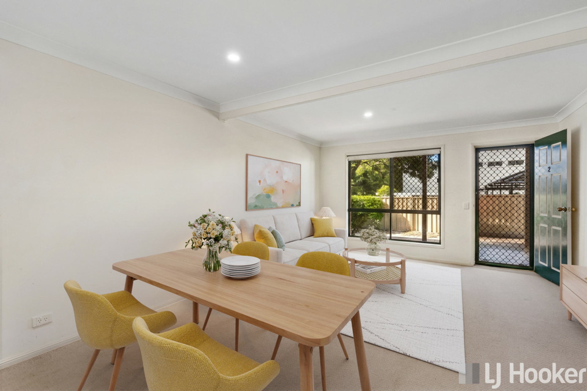 2/10 Waterloo Street Cleveland QLD - Property Details - LJ Hooker