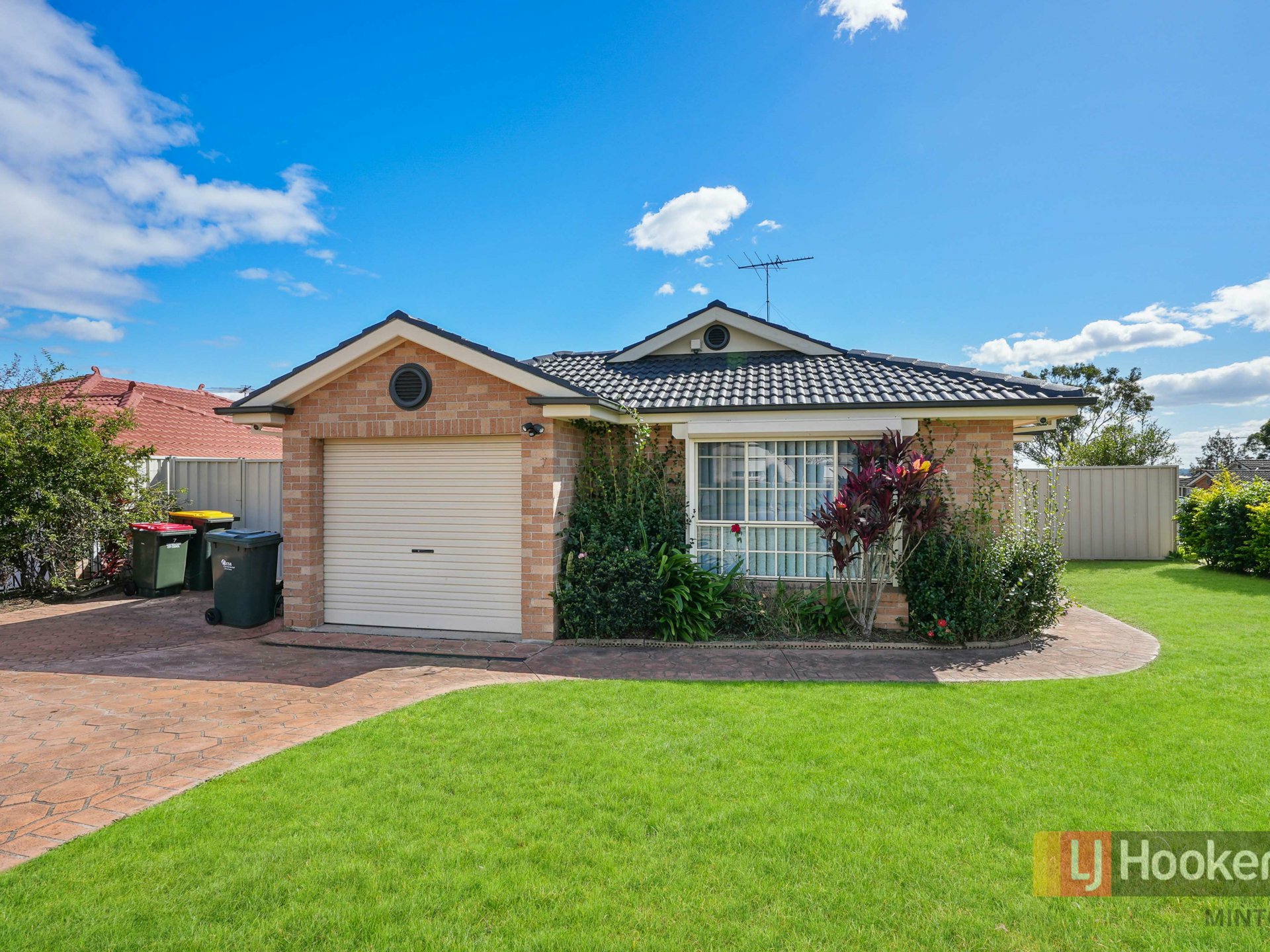 7 EDWARD EDGAR STREET Minto NSW - Property Details - LJ Hooker