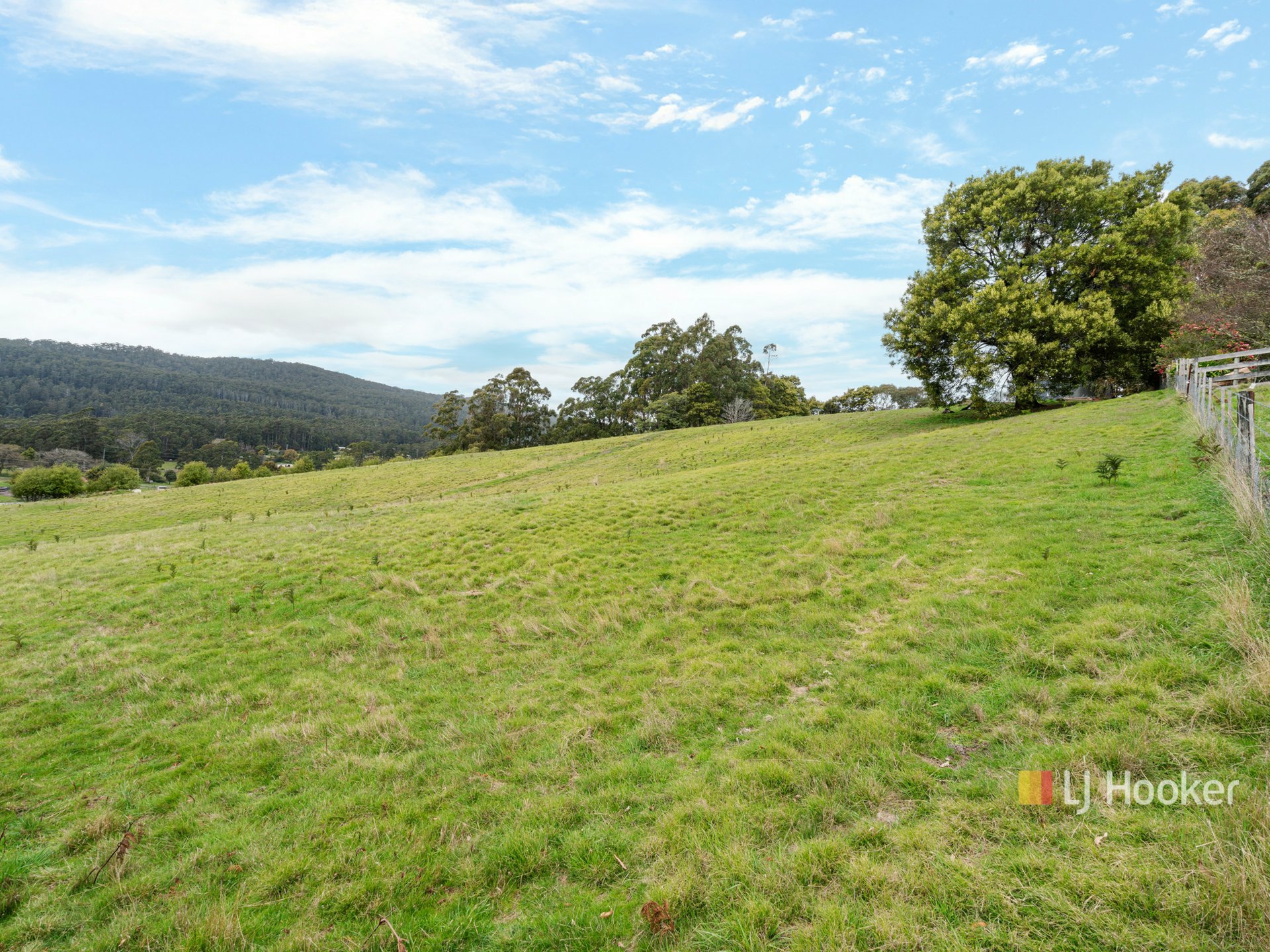 42 Lakeside Drive Acacia Hills TAS - Residential for Sale - LJ Hooker
