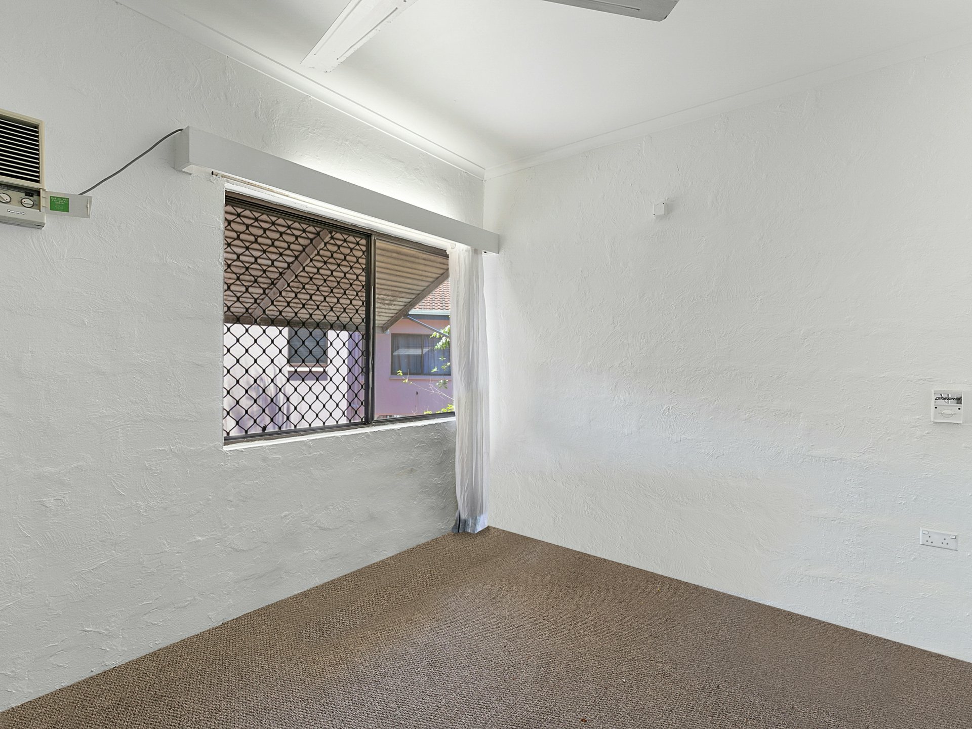 3/15 Rutherford Street Yorkeys Knob QLD - Property Details - LJ Hooker