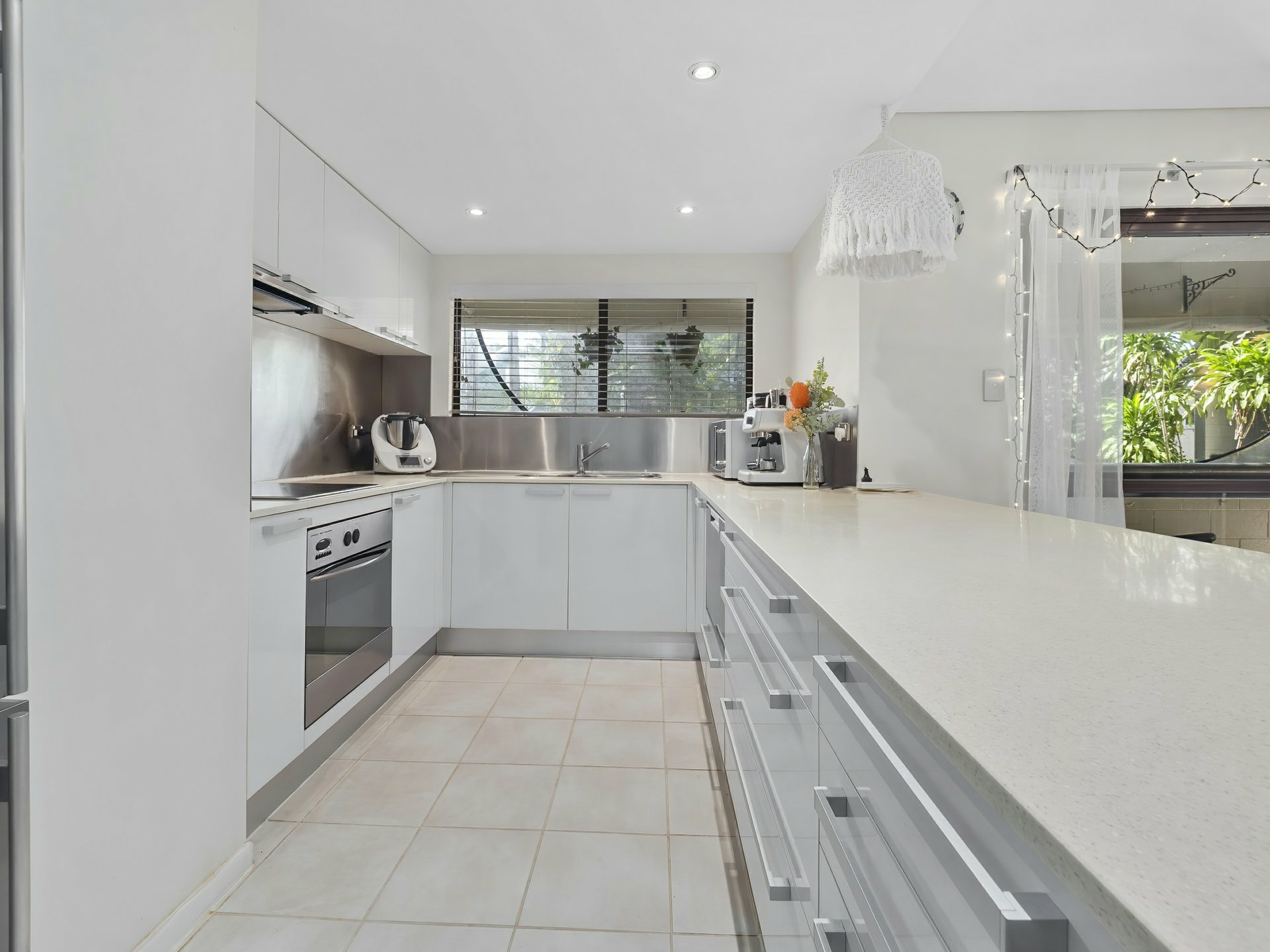 6/22-24 Rutherford Street Yorkeys Knob QLD - Property Details - LJ Hooker