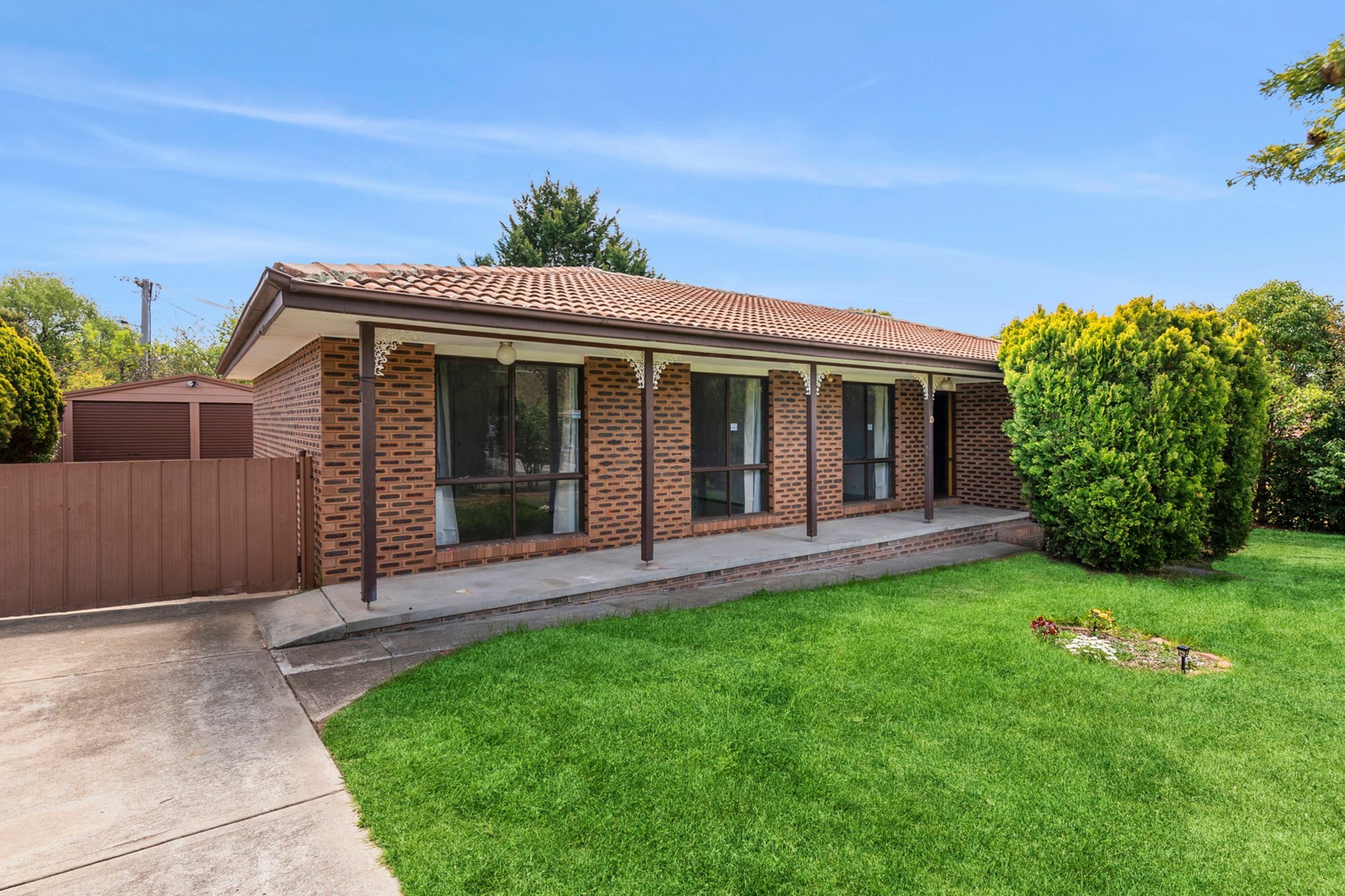 10 Southwood Retreat Bonython ACT - Property Details - LJ Hooker
