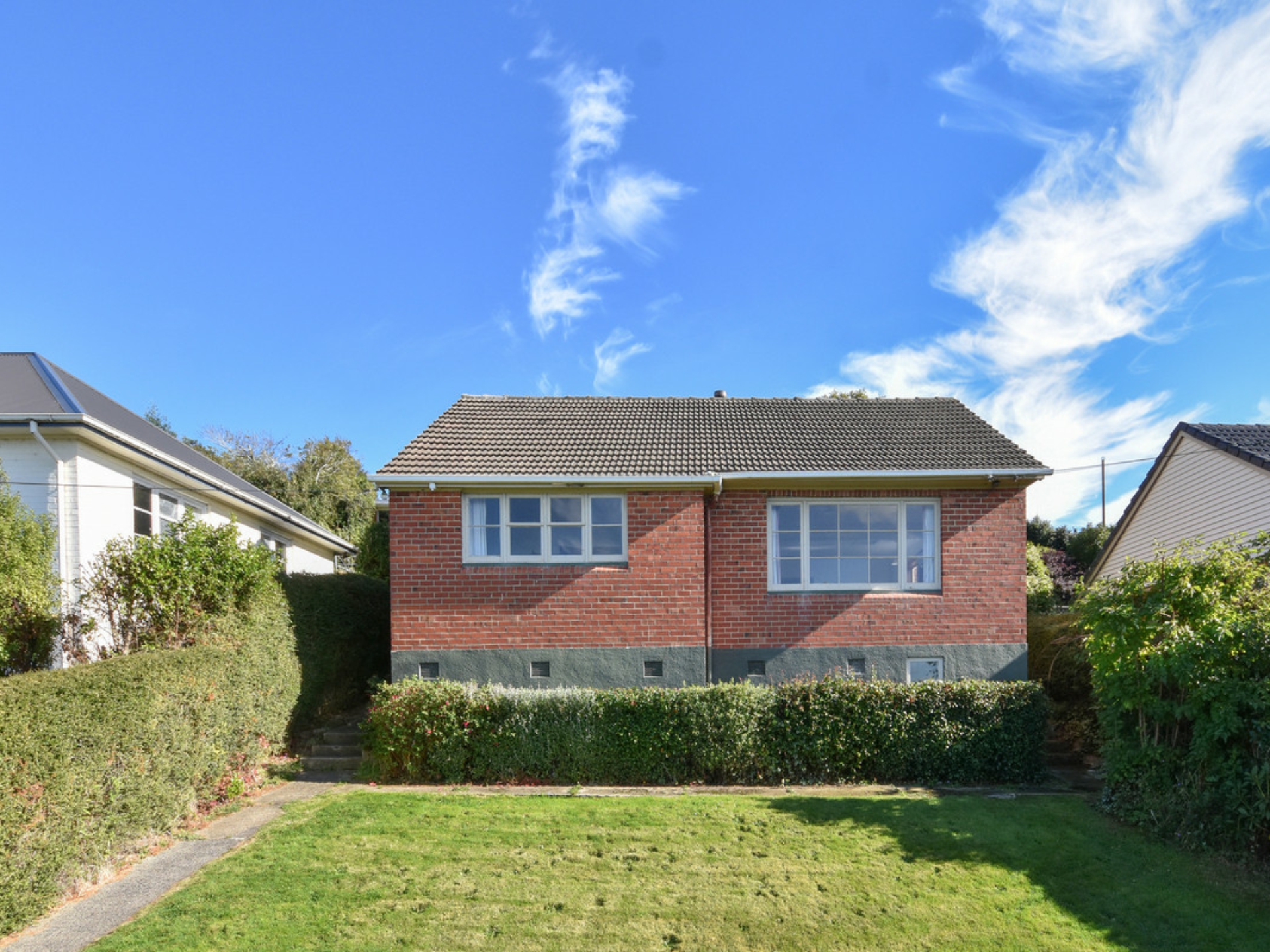 9 Prospect Bank Wakari - Property Details - LJ Hooker