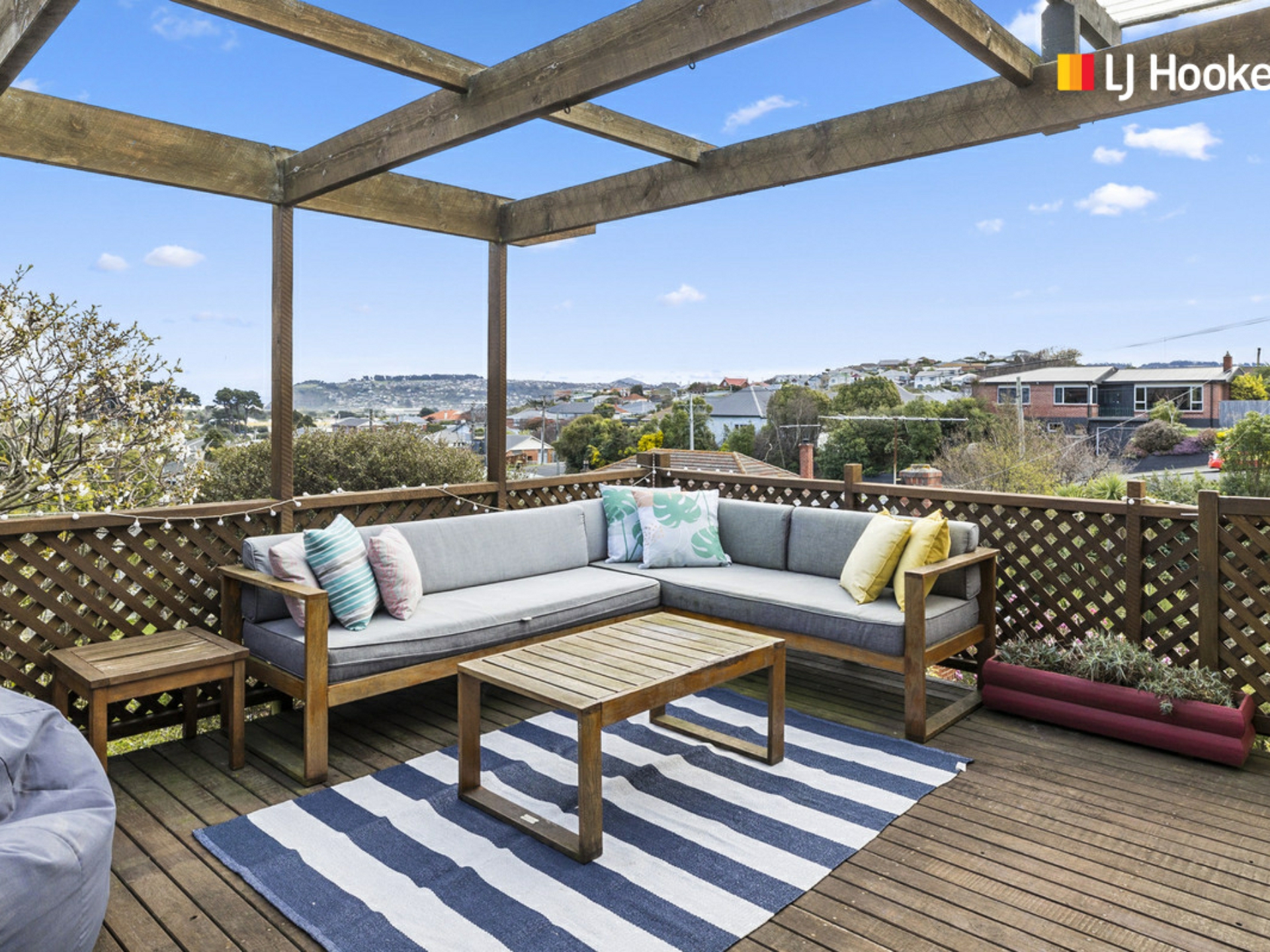 10 Chisholm Place Andersons Bay - Property Details - LJ Hooker