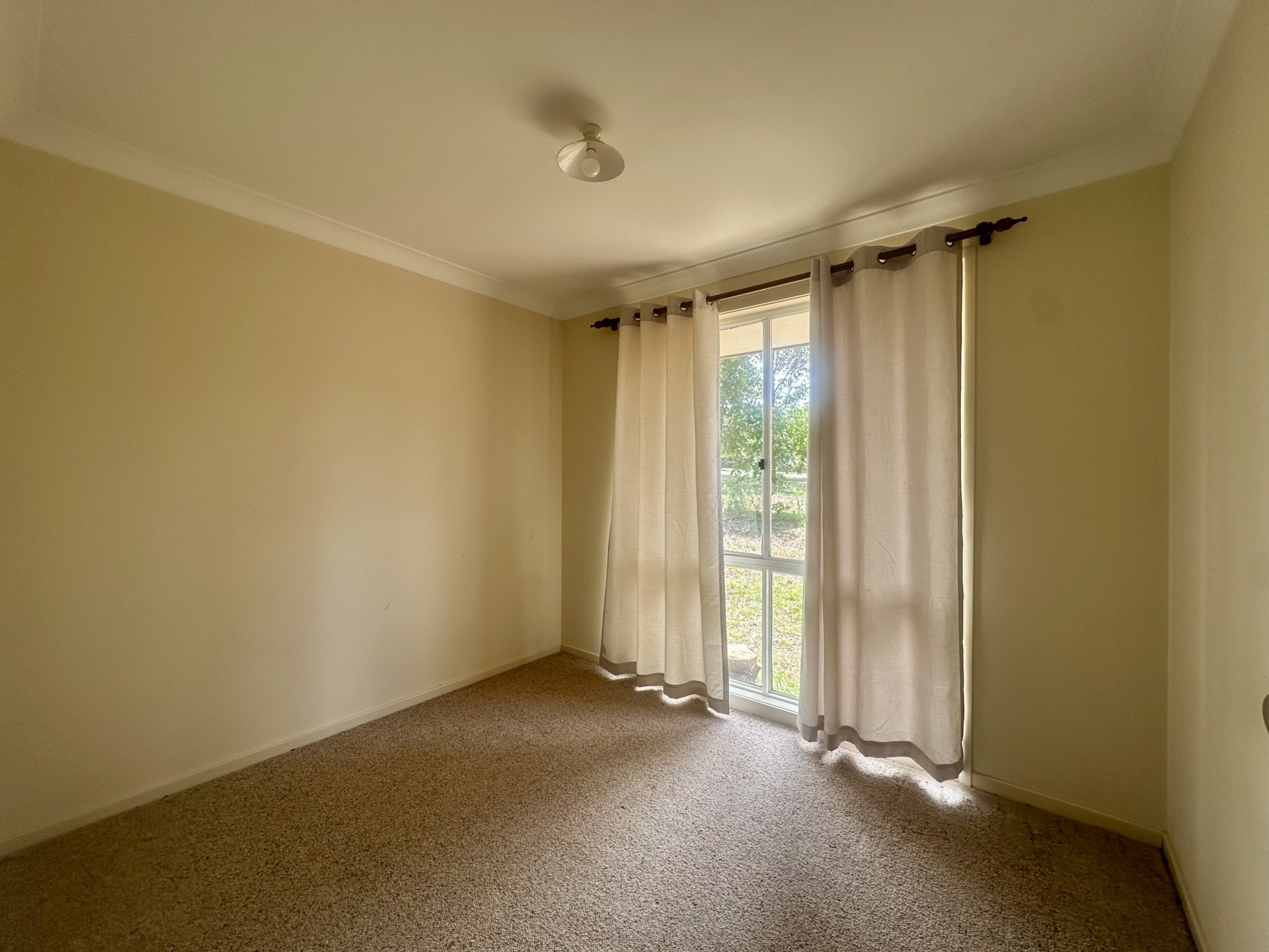 25 Jenkins Street Douglas Park NSW - House for Rent - LJ Hooker