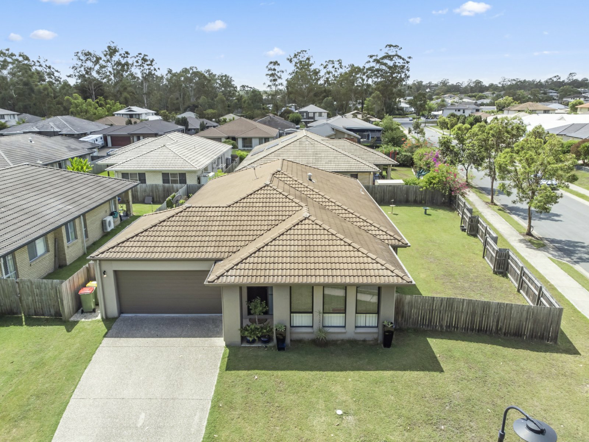 34 Rush Drive Augustine Heights QLD - Property Details - LJ Hooker