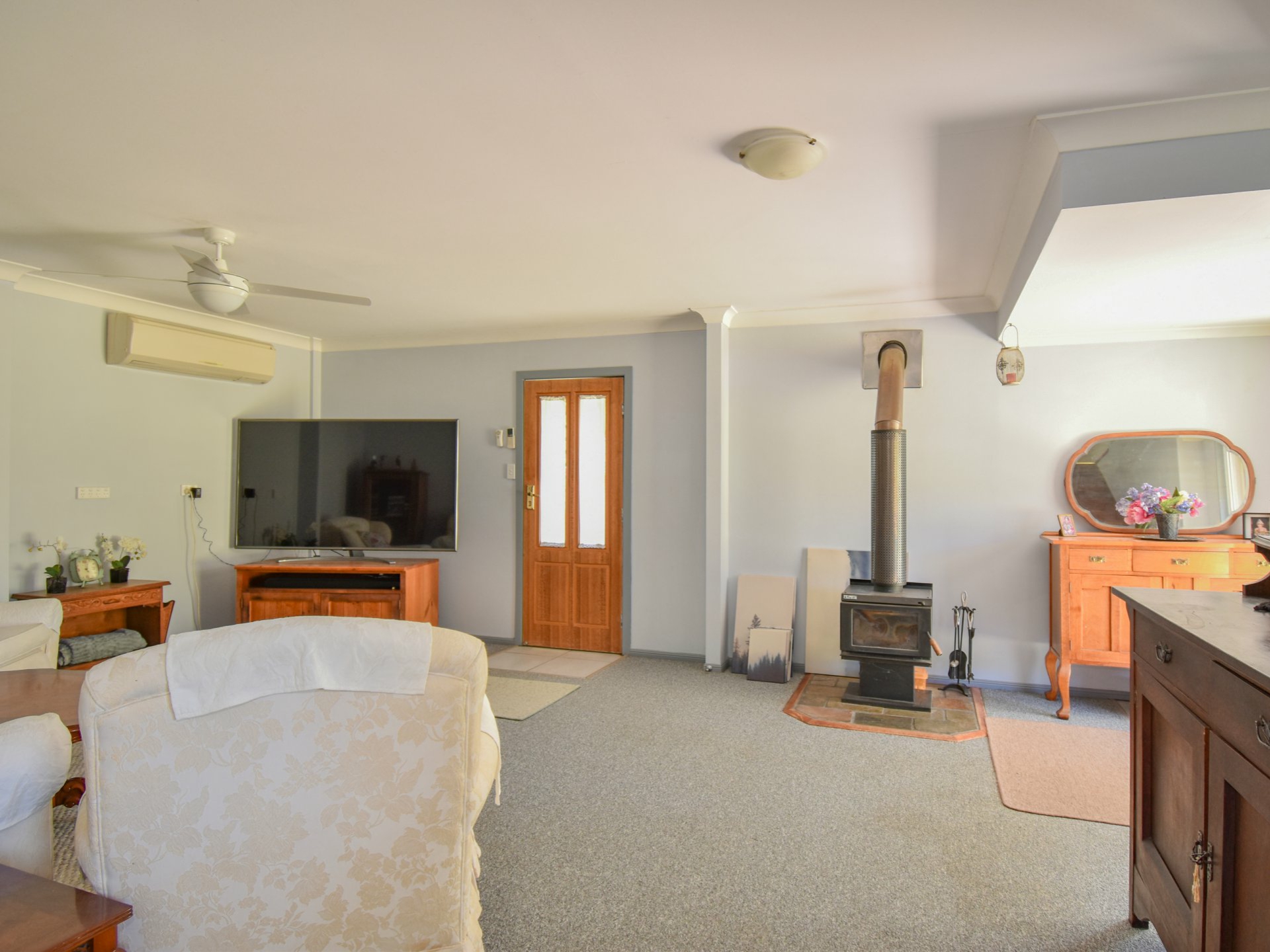 13 Elliot Street Pratten QLD - Property Details - LJ Hooker