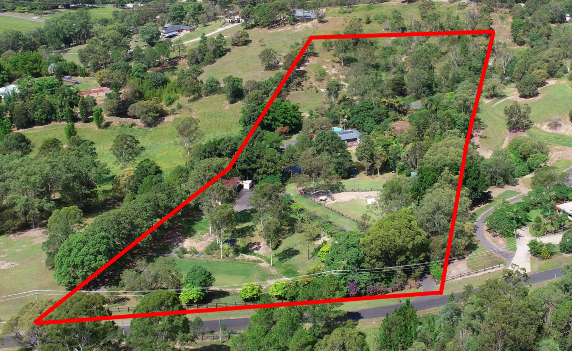 41 Purcell Road Guanaba QLD - Property Details - LJ Hooker
