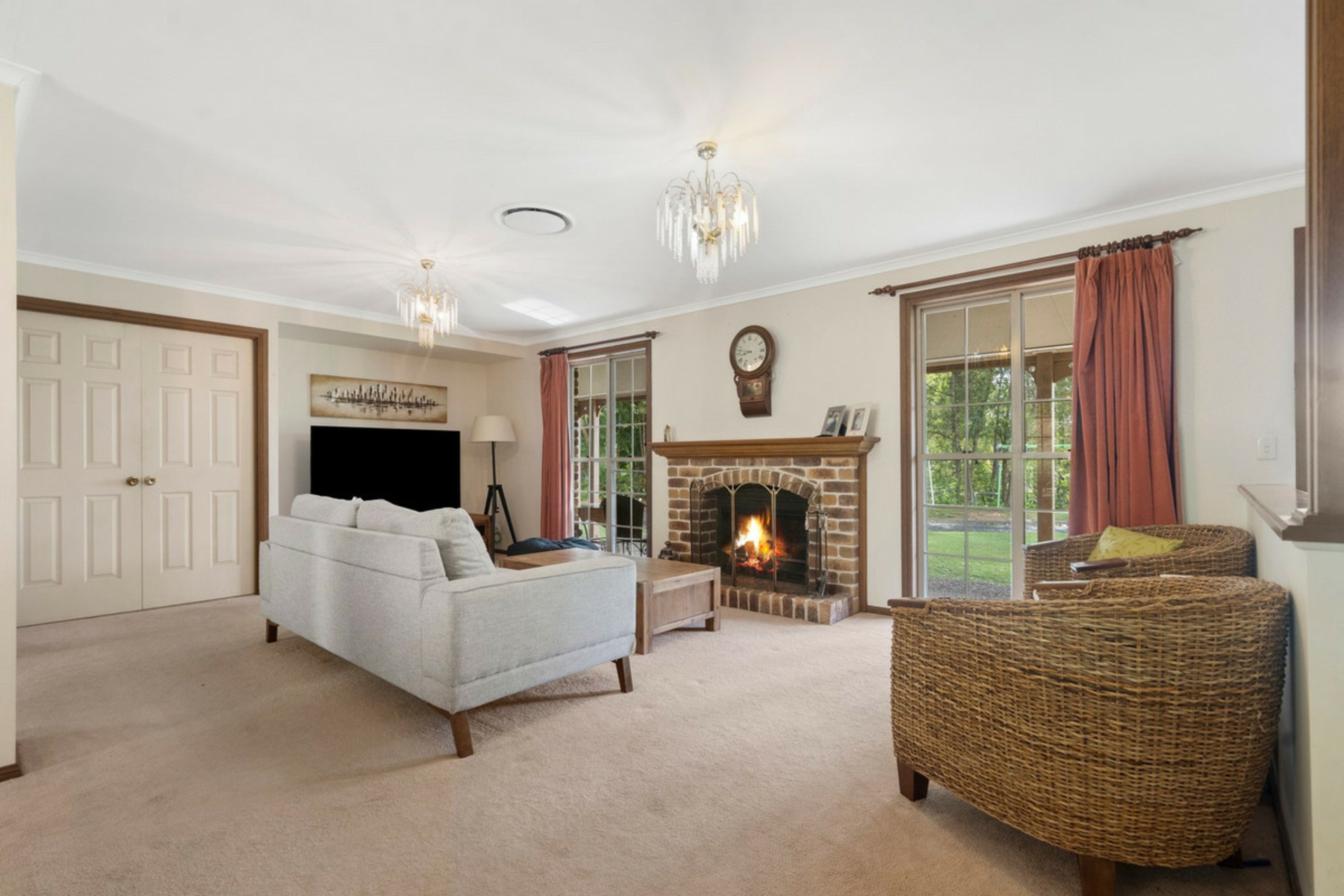 38 Gerara Court Clagiraba QLD - AcreageSemi-rural for Sale - LJ Hooker