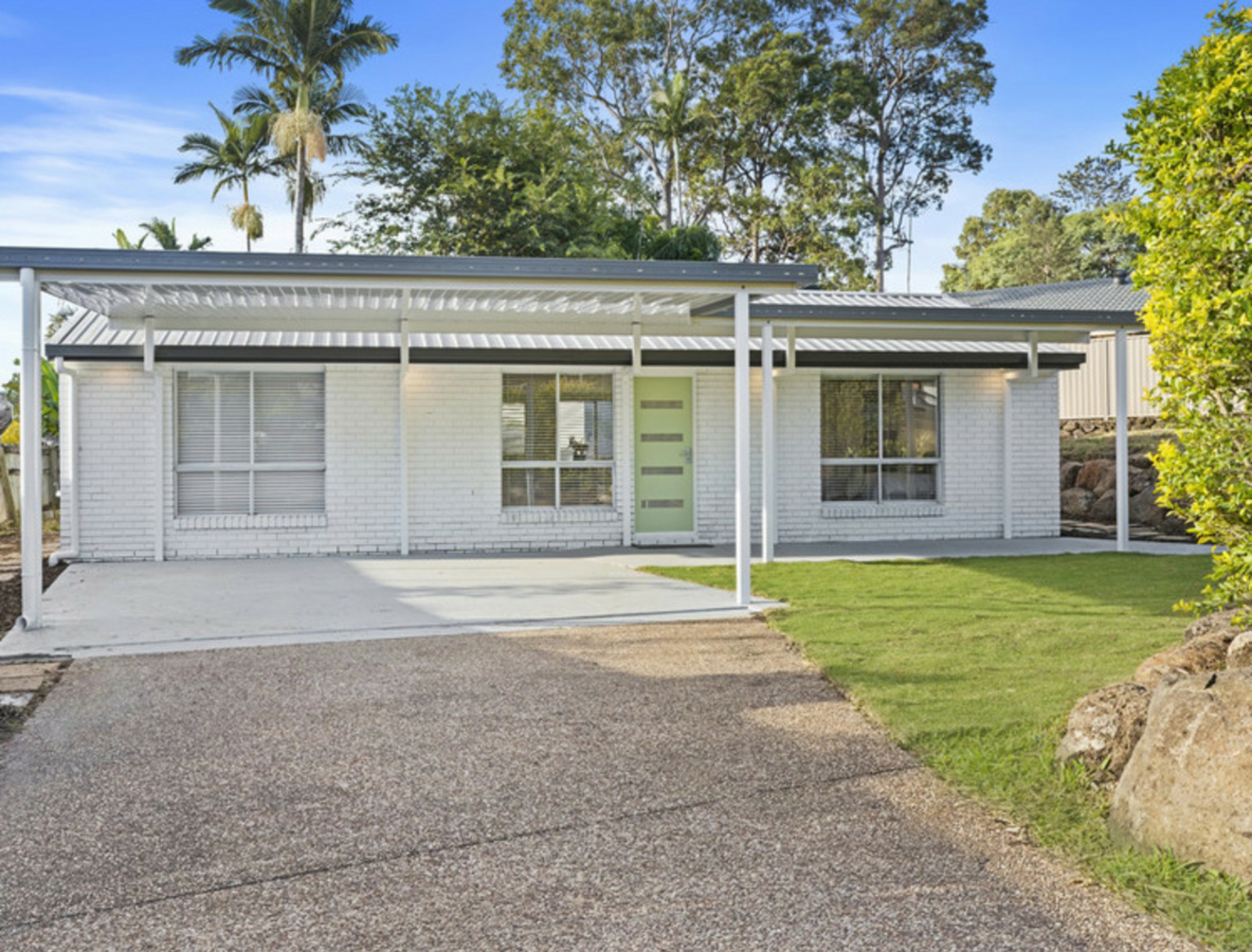 13 Branston Court Nerang QLD - Property Details - LJ Hooker