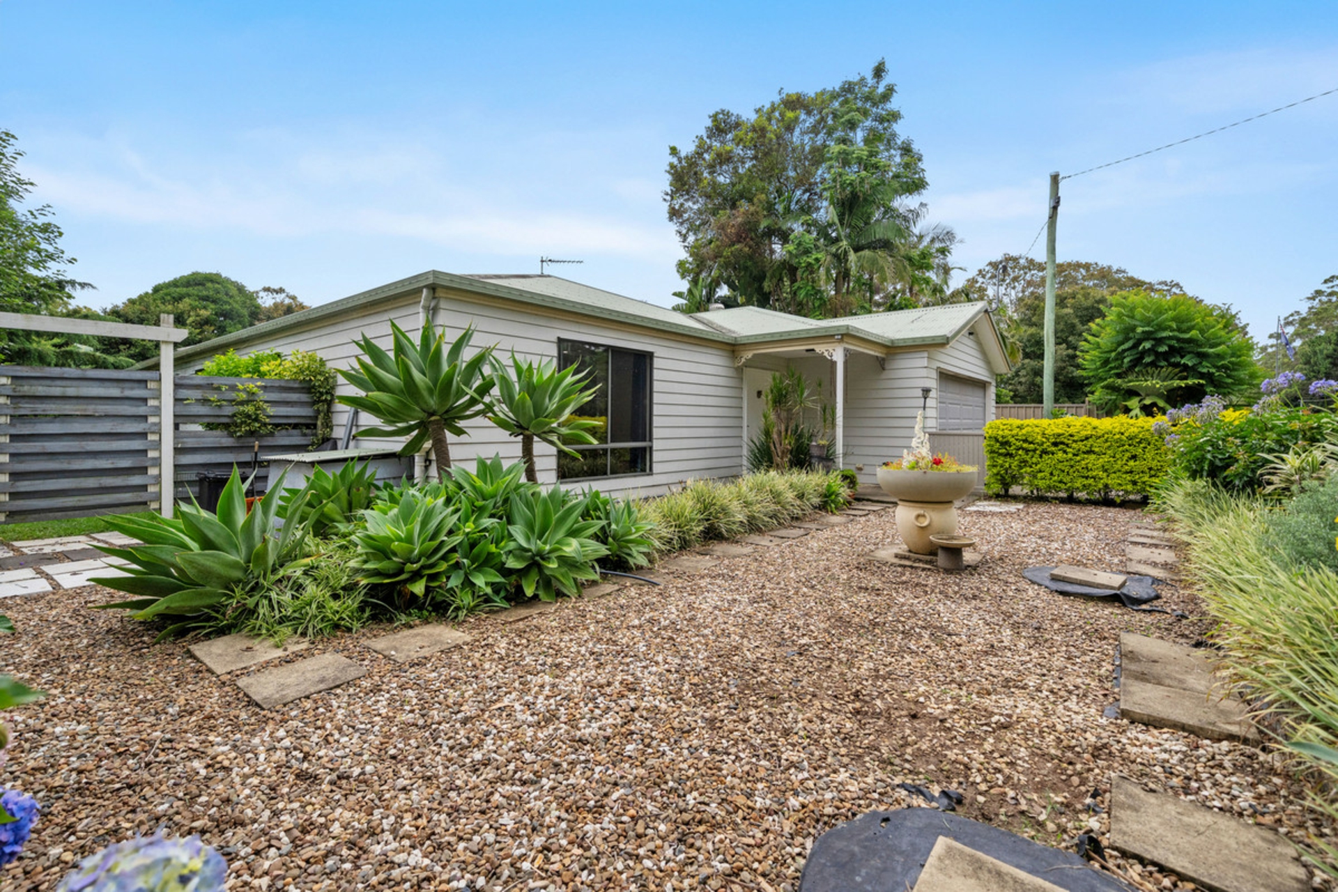 2317 Springbrook Road Springbrook QLD - Property Details - LJ Hooker