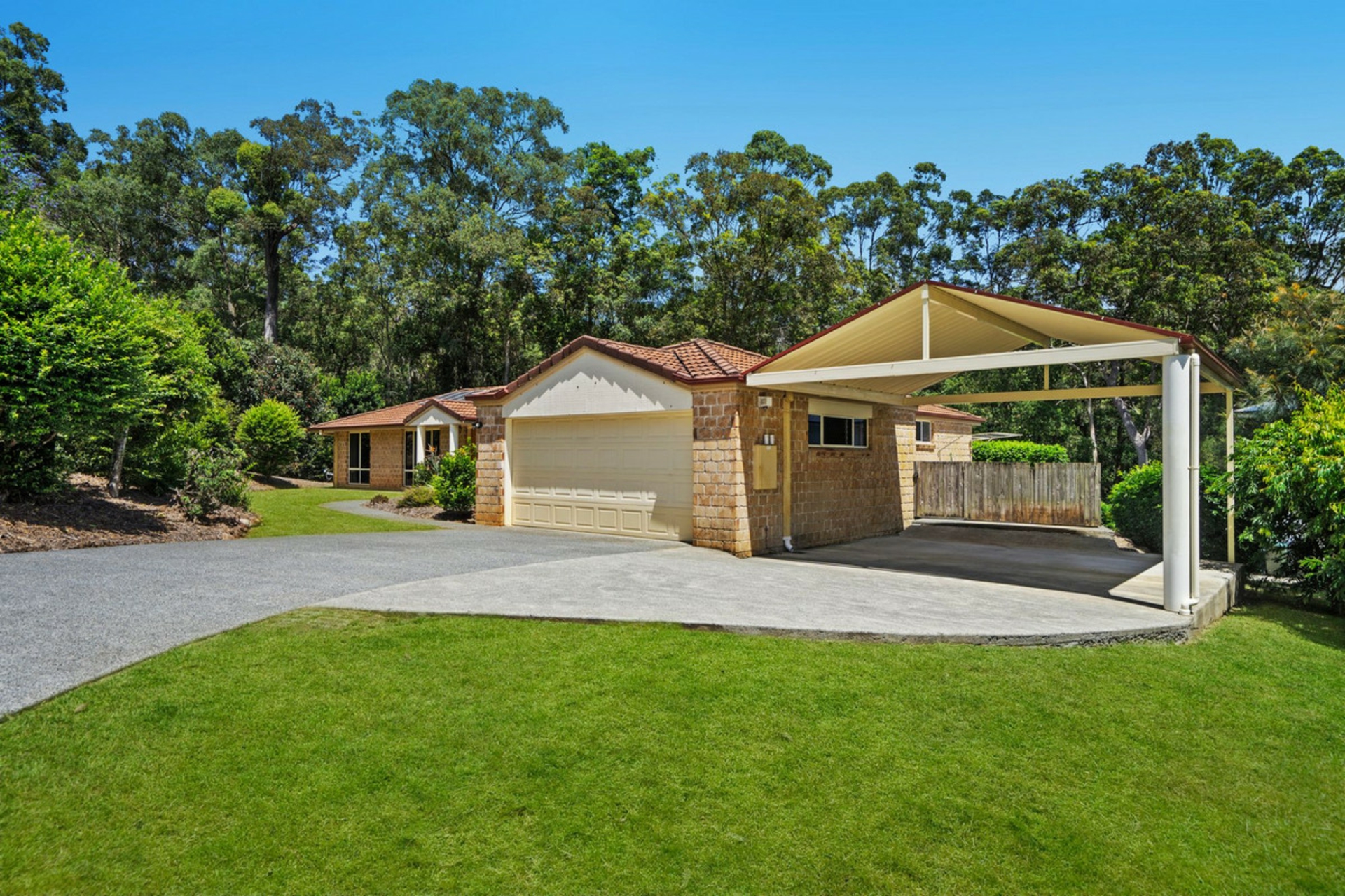 5 Lords Avenue Mount Nathan QLD - Property Details - LJ Hooker