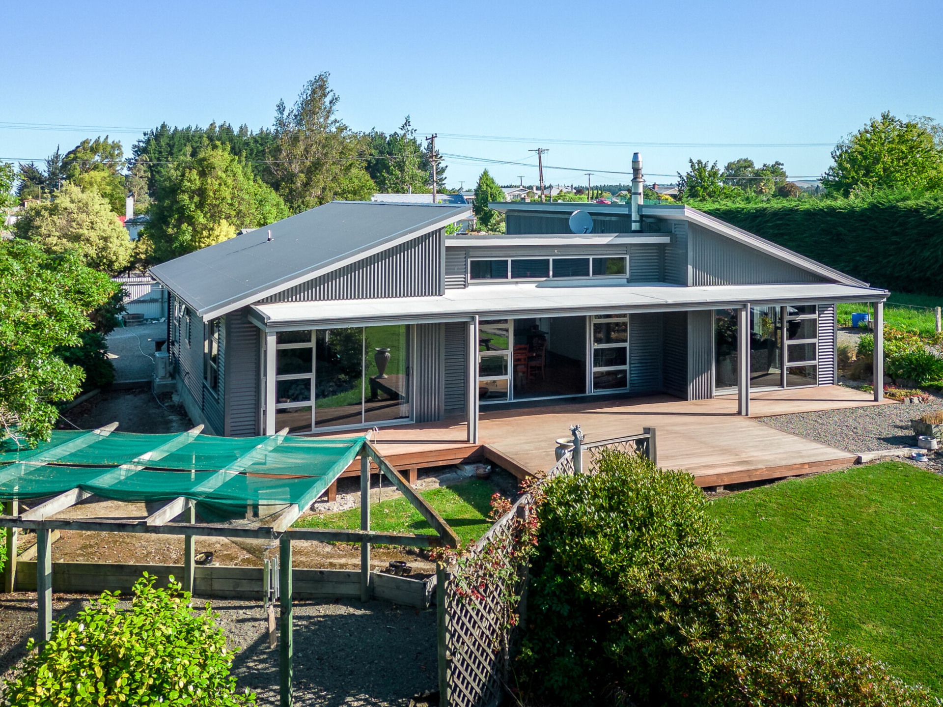 84 Timaru Road Waimate Canterbury - House for Sale - LJ Hooker