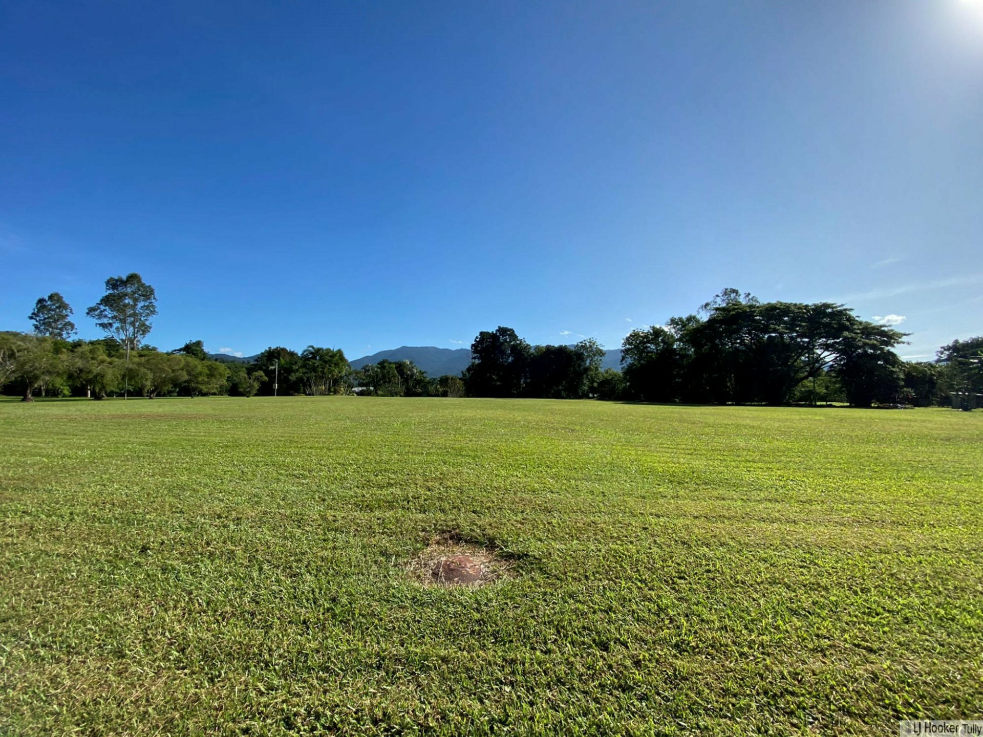 8 Dinan Close Bulgun QLD - Property Details - LJ Hooker