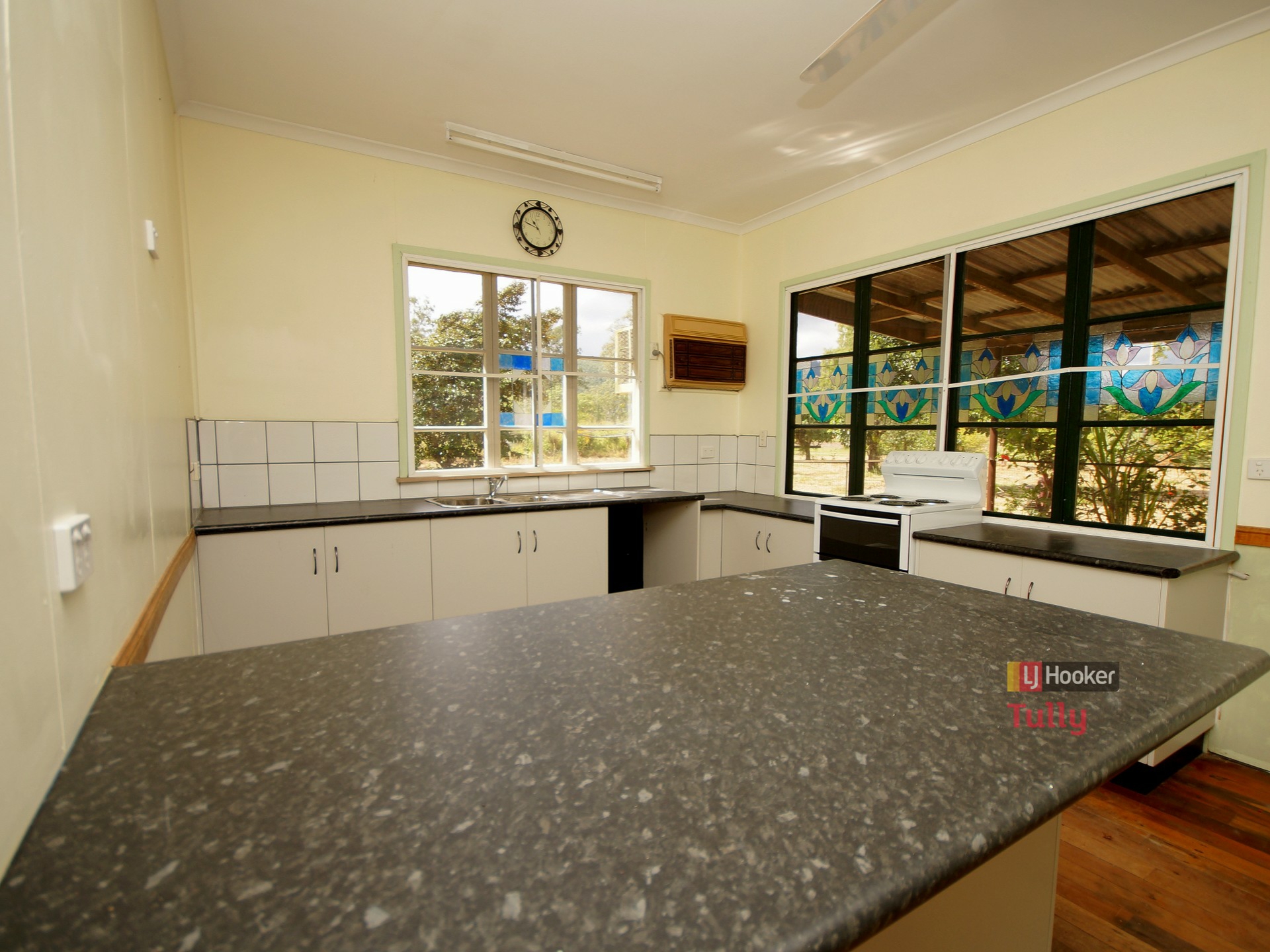 82 North Murray Road Murray Upper QLD - Property Details - LJ Hooker