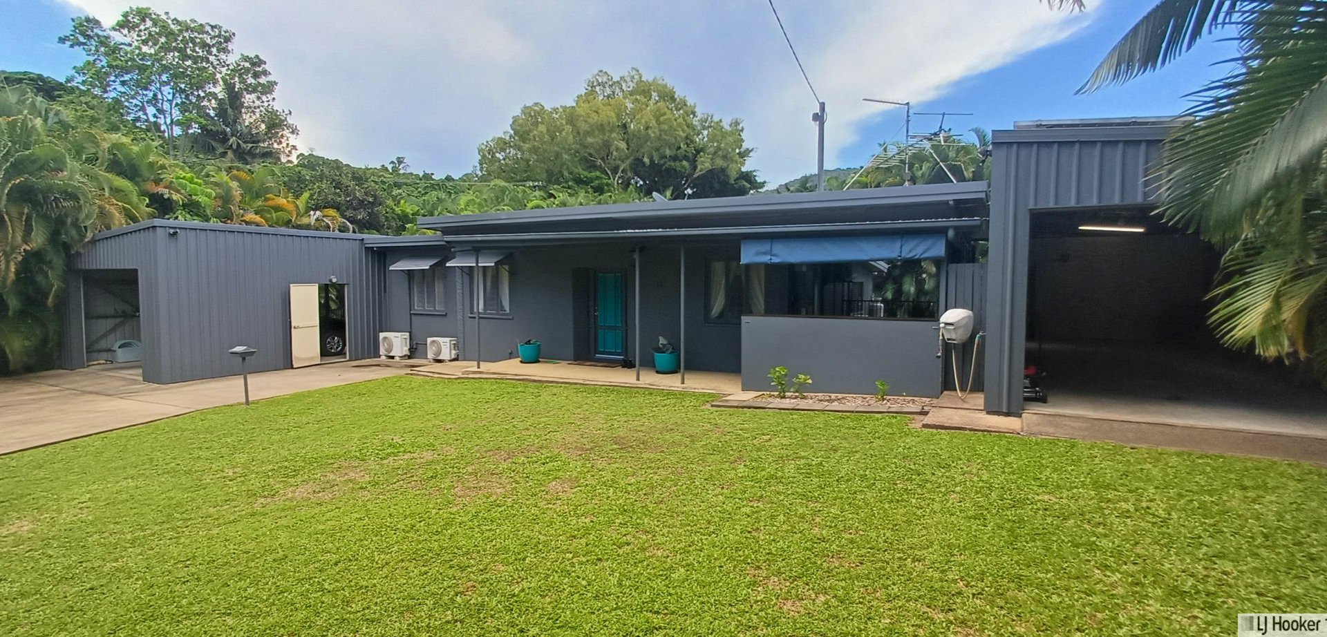 12 George Street Flying Fish Point QLD - House for Sale - LJ Hooker